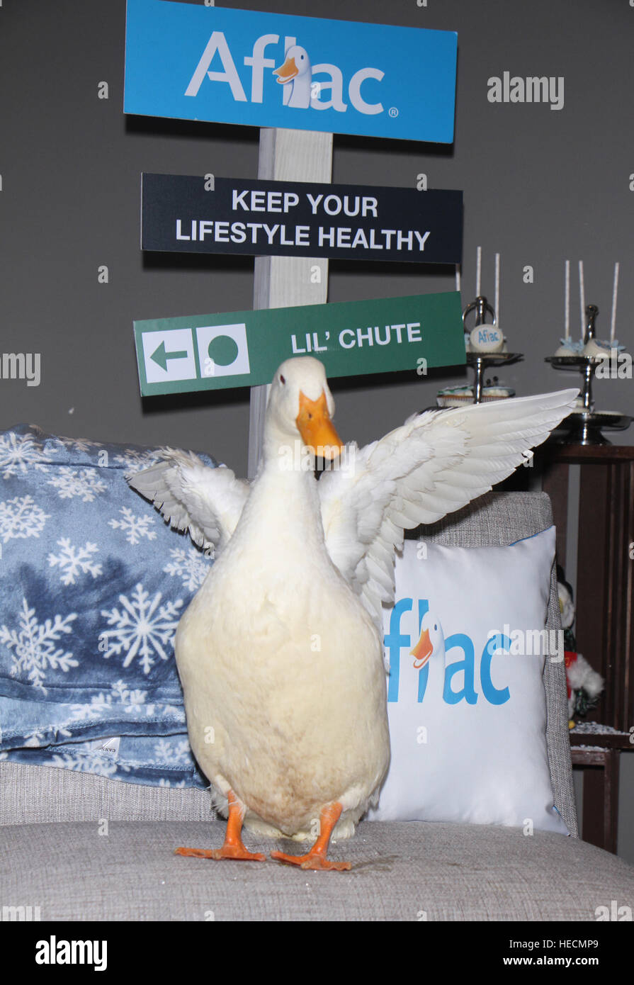 New York, USA. 19th Dec, 2016. AFLAC goose pictured at the AFLAC ...