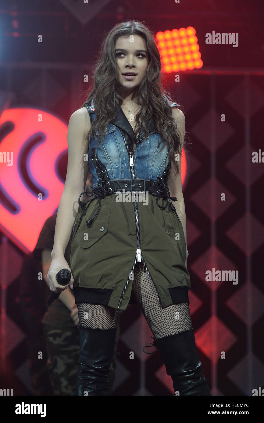 Hailee steinfeld hi-res stock photography and images - Alamy