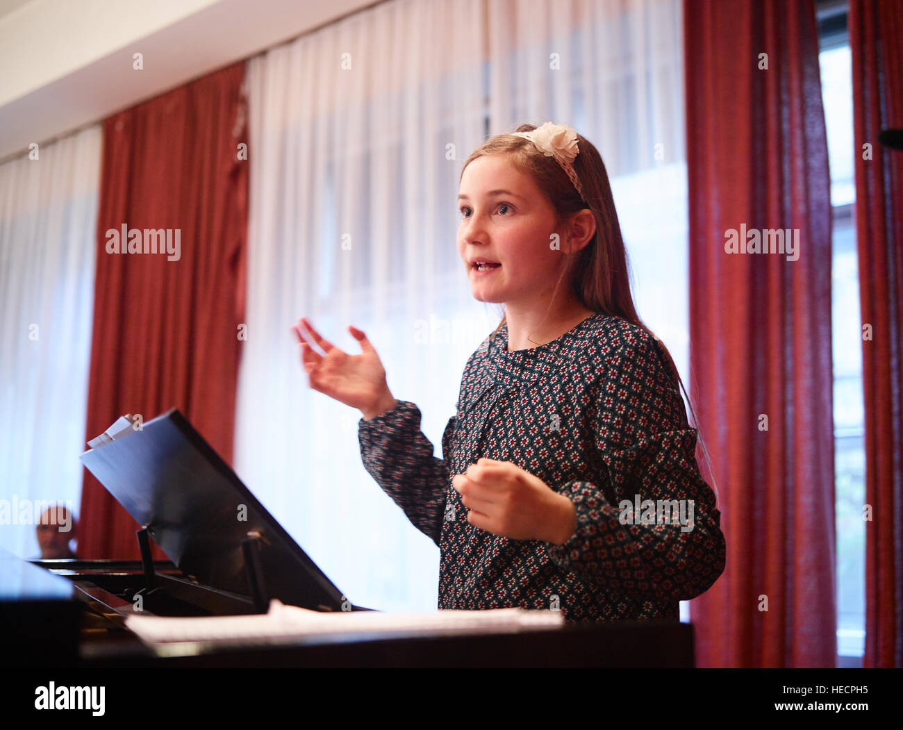 Alma deutscher cinderella hi-res stock photography and images - Alamy