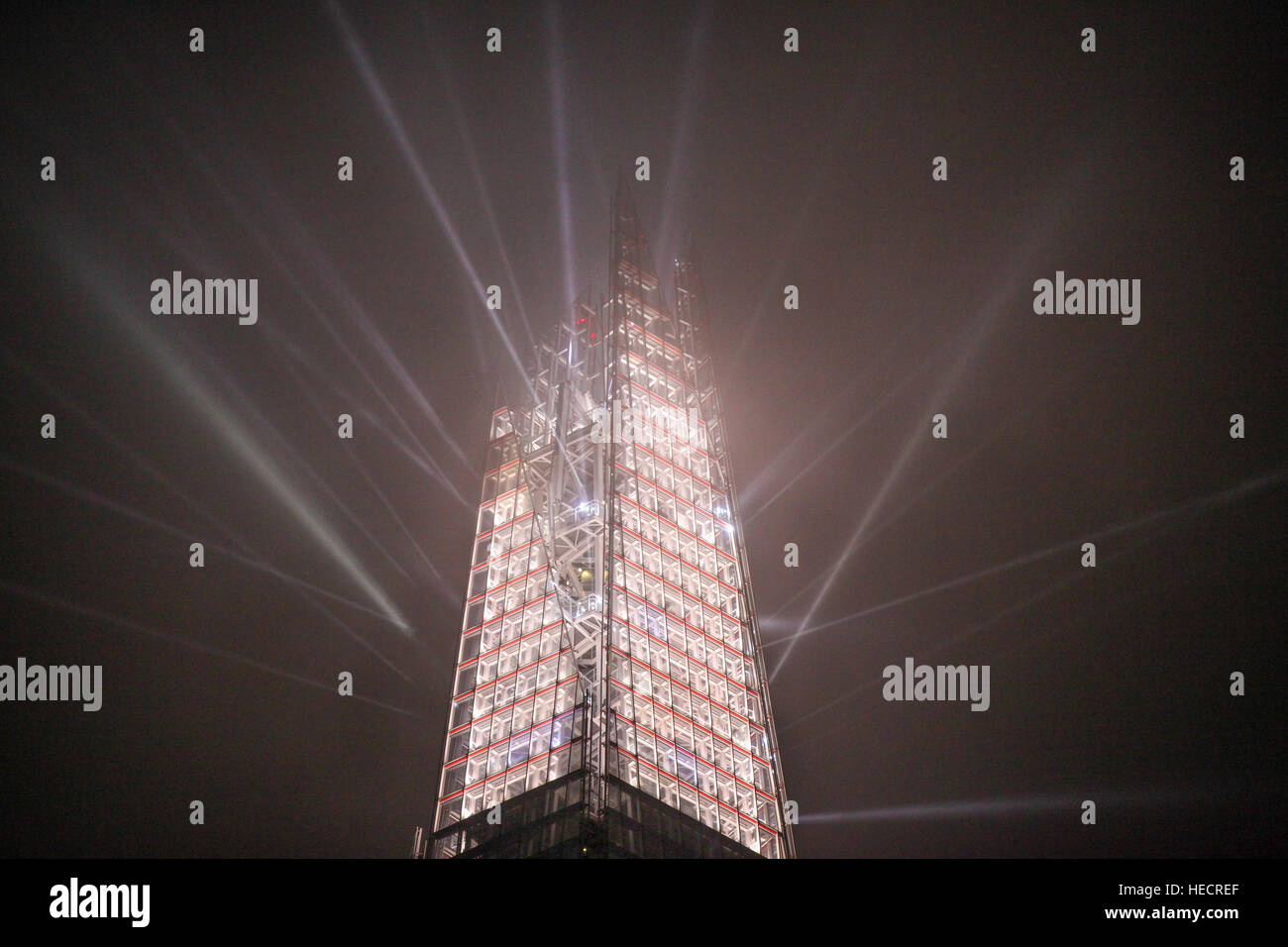 London, UK 19 Dec 2016 The Shard’s Christmas Lights projected from the ...