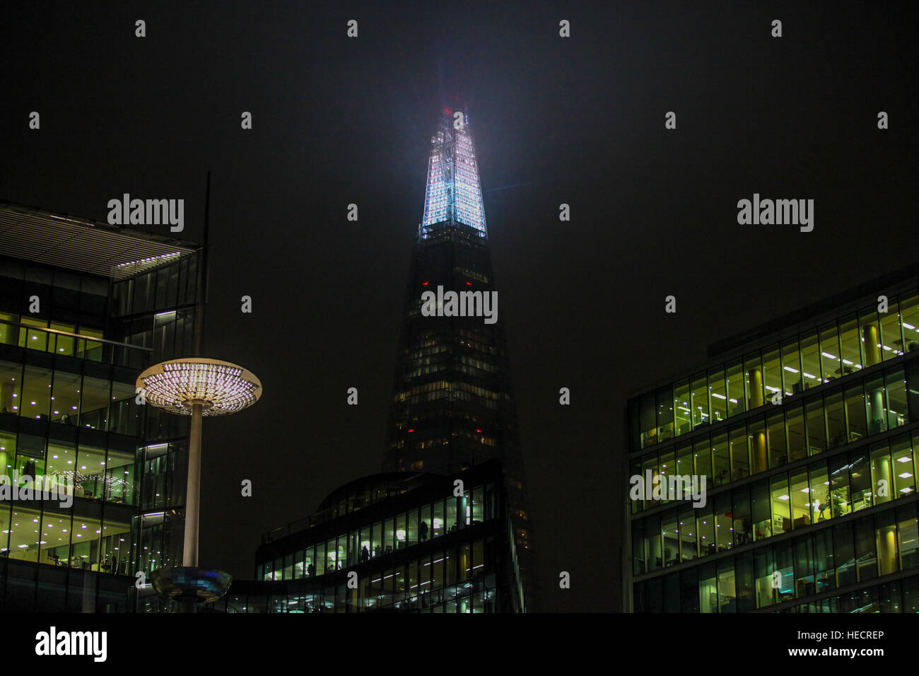 London, UK 19 Dec 2016 The Shard’s Christmas Lights projected from the ...