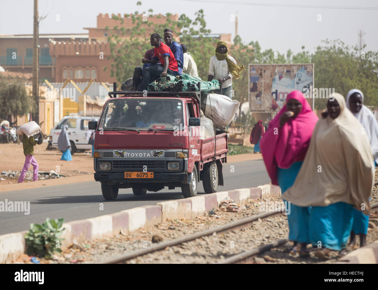 Niamey, Niger. 20th Dec, 2016. A lorry makes its way along a street in ...