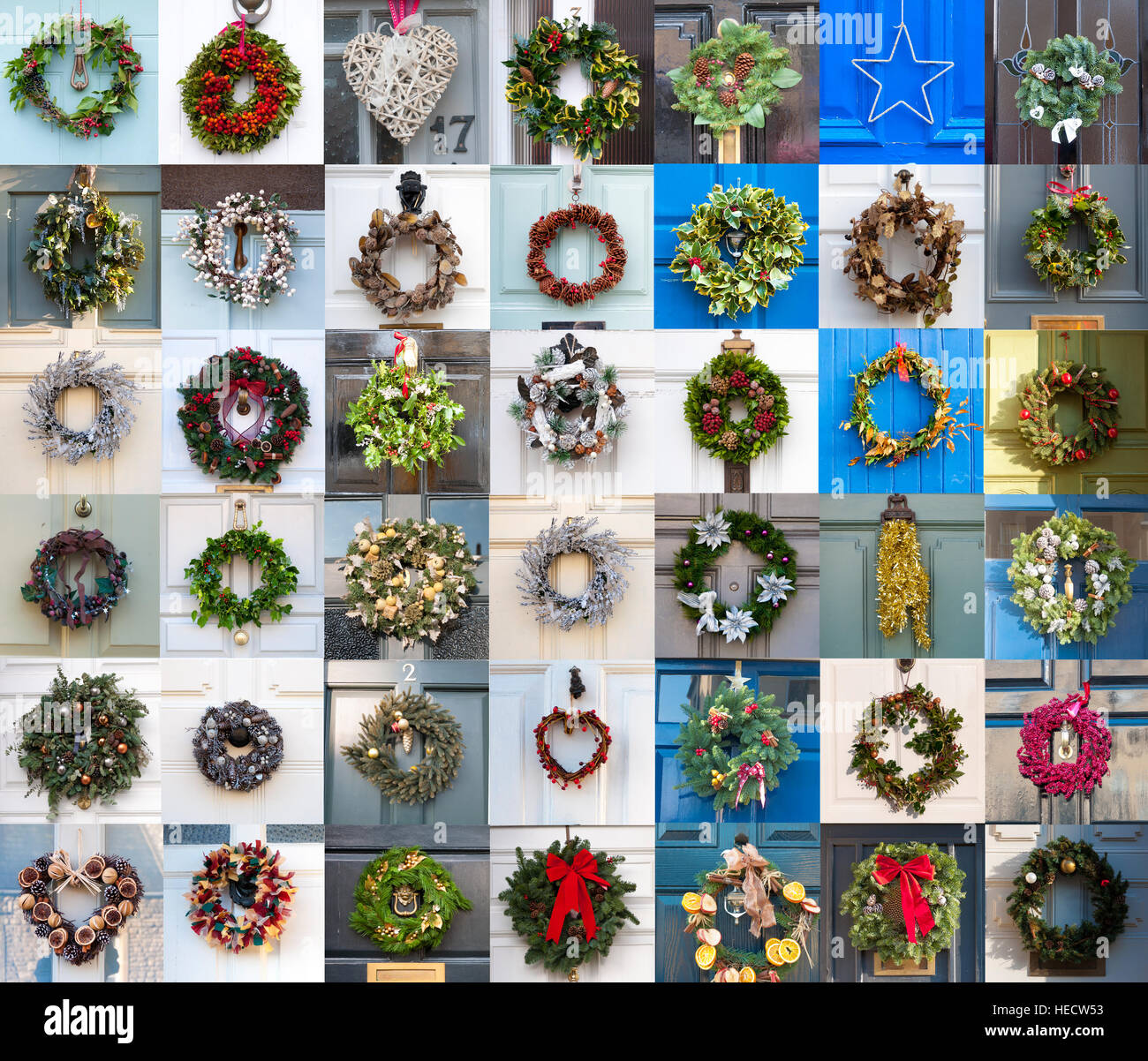 Bath, Somerset, England, UK. 20th December 2016. Front door seasonal ...
