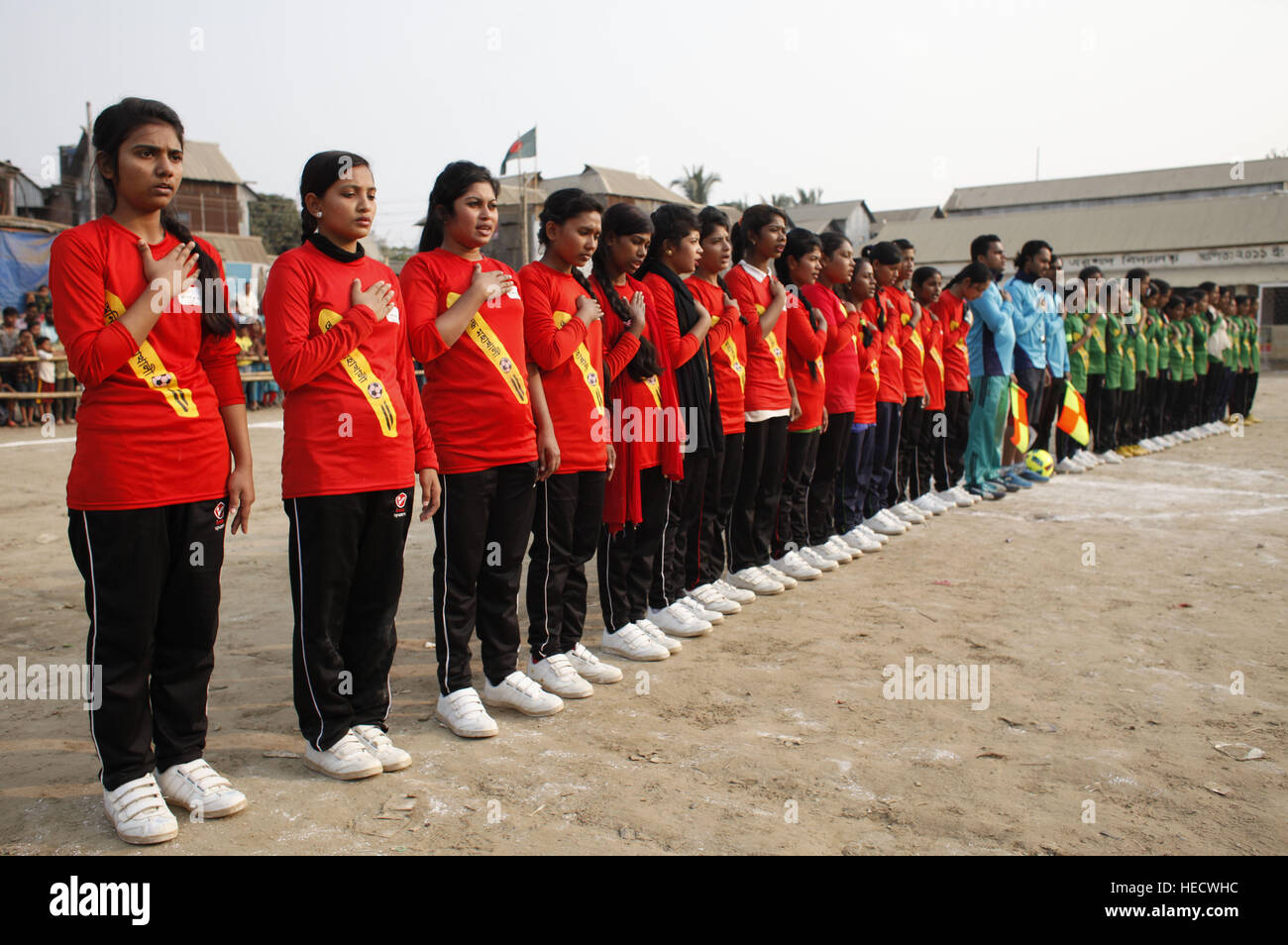 Dhaka, Bangladesh. 20th Dec, 2016. Bangladeshi woman football players ...