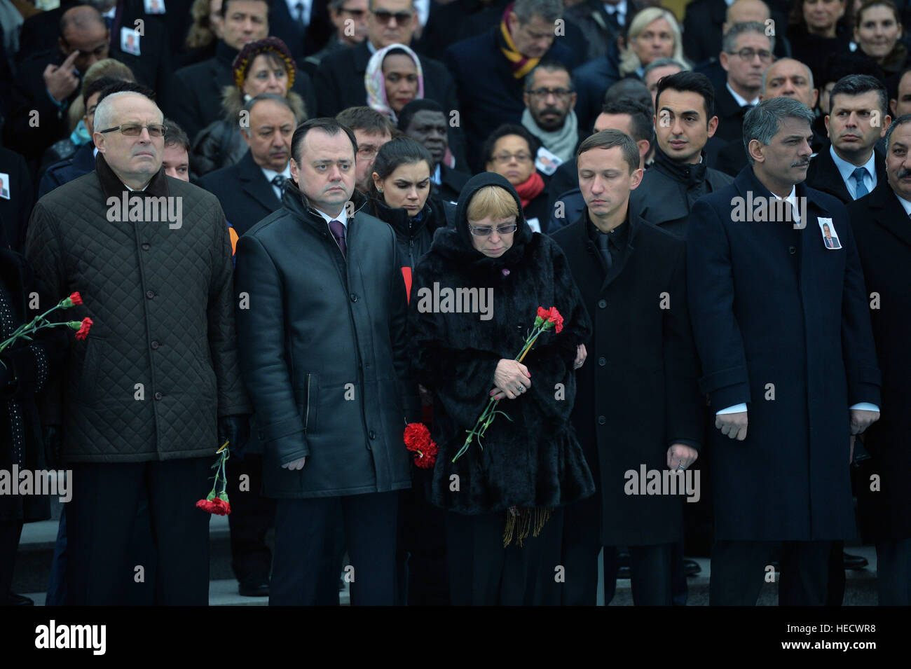 Ankara, Turkey. 20th Dec, 2016. Marina Davydova Karlova (C), widow of ...