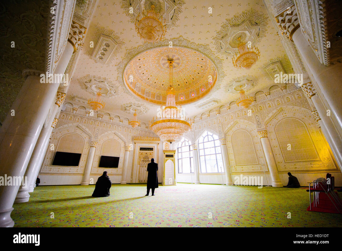 Umar Ibn Al Khattab Mosque High Resolution Stock Photography and Images ...