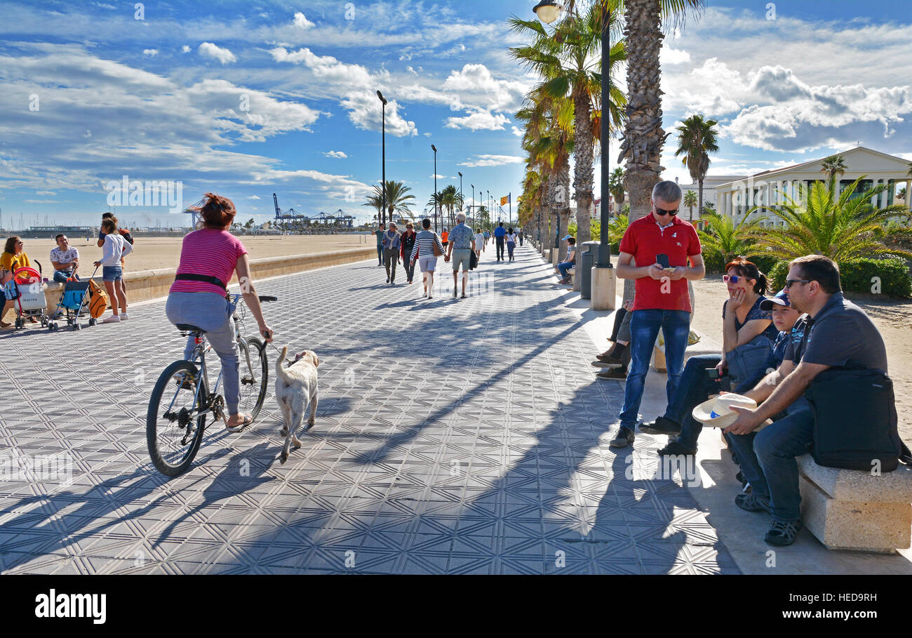VALENCIA, SPAIN - NOVEMBER 5, 2016. Sea front promenade with hotels and ...