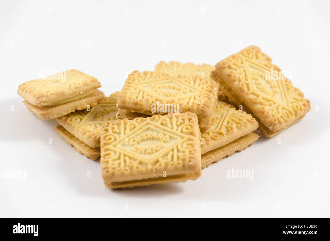 Custard creams biscuits hi-res stock photography and images - Alamy