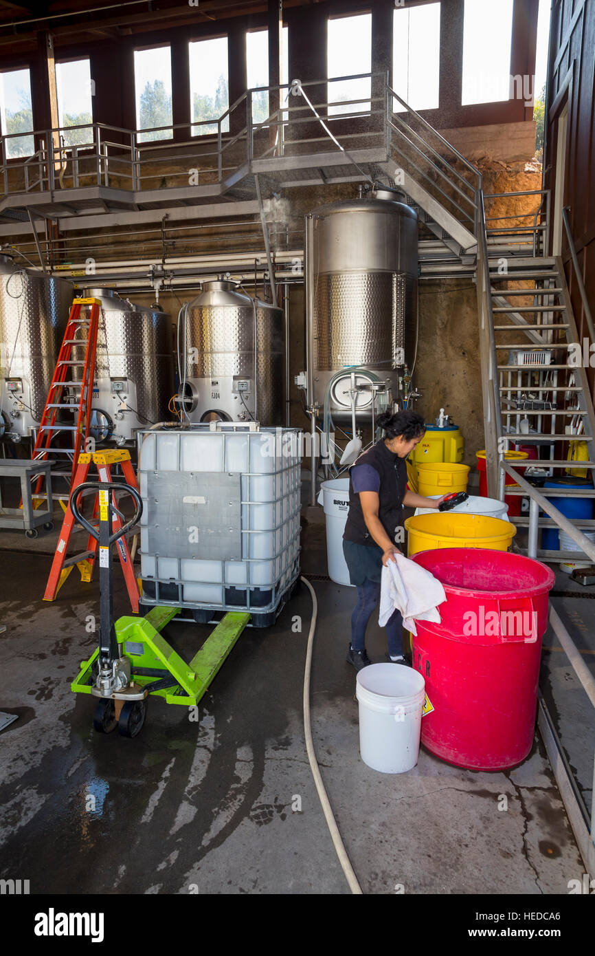 winery worker, fermentation area, Repris Wines, Sonoma, Sonoma County ...