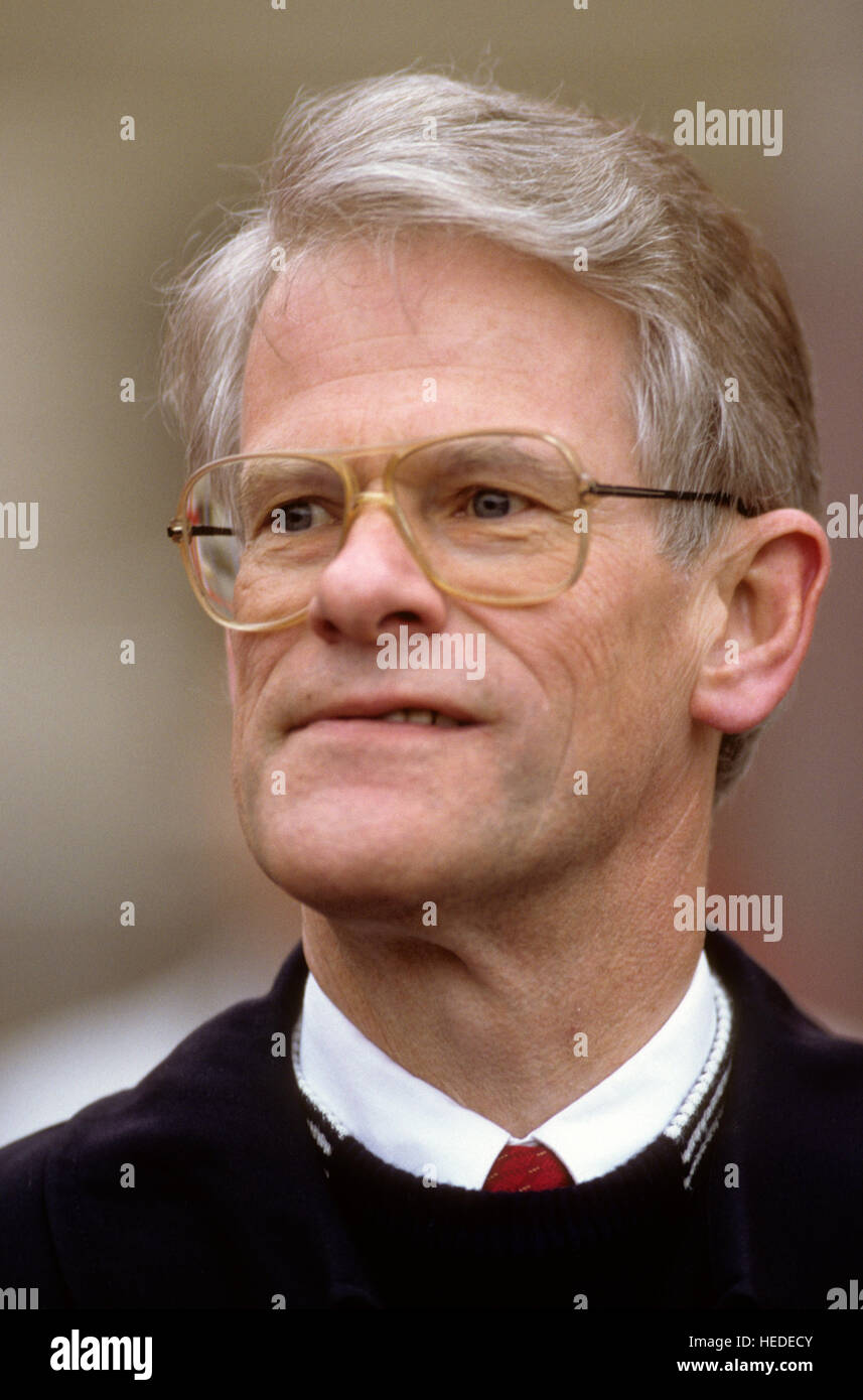 Ingvar carlsson prime minister party hi-res stock photography and ...