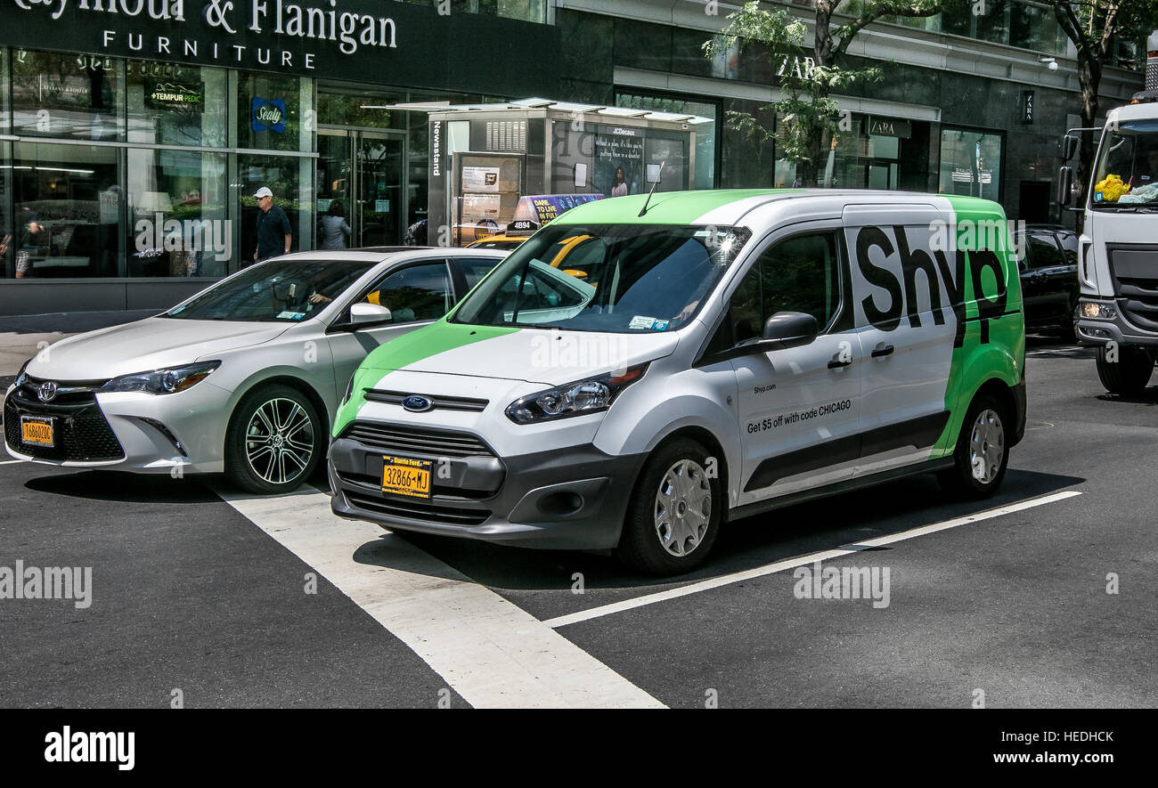 Shyp logo hi-res stock photography and images - Alamy