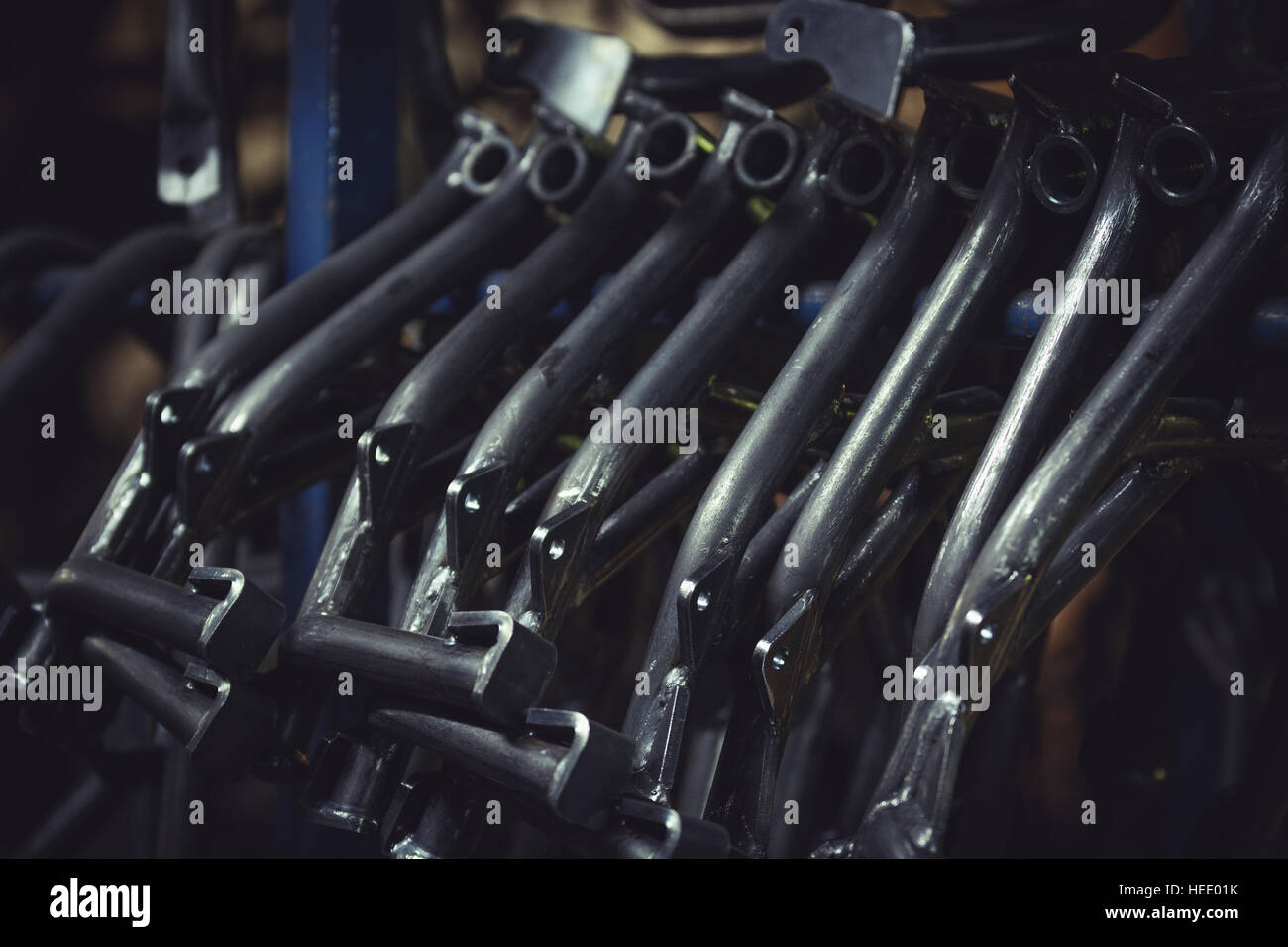 Hanged steel pipe hi-res stock photography and images - Alamy