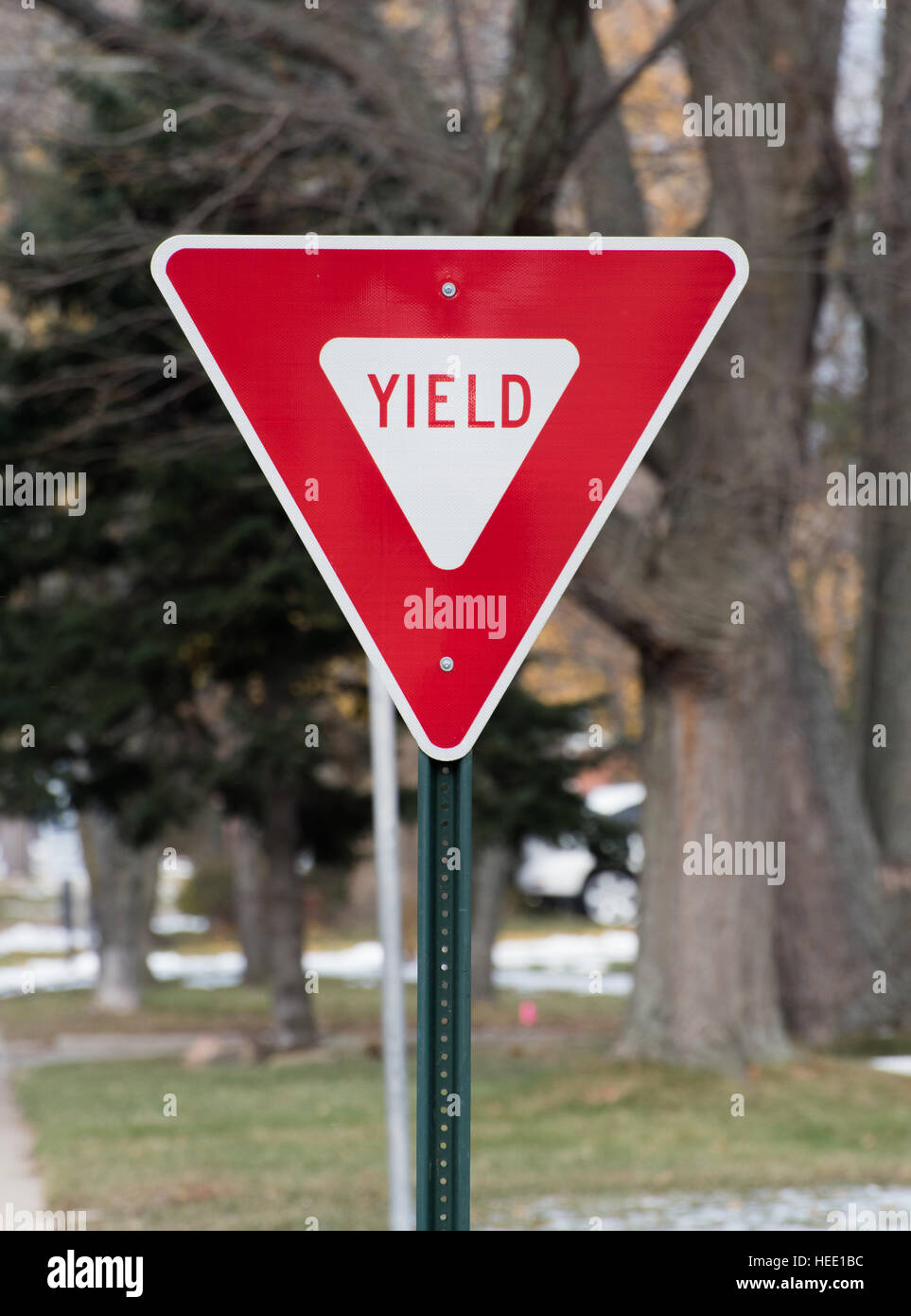 Yield Street Sign Stock Photo Alamy yield-street-sign-stock-photo-alamy