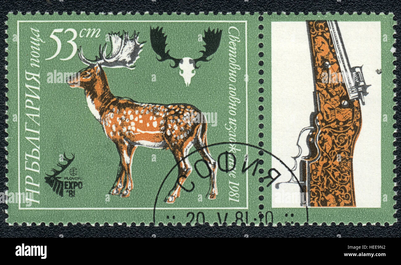Deer postage hi-res stock photography and images - Alamy