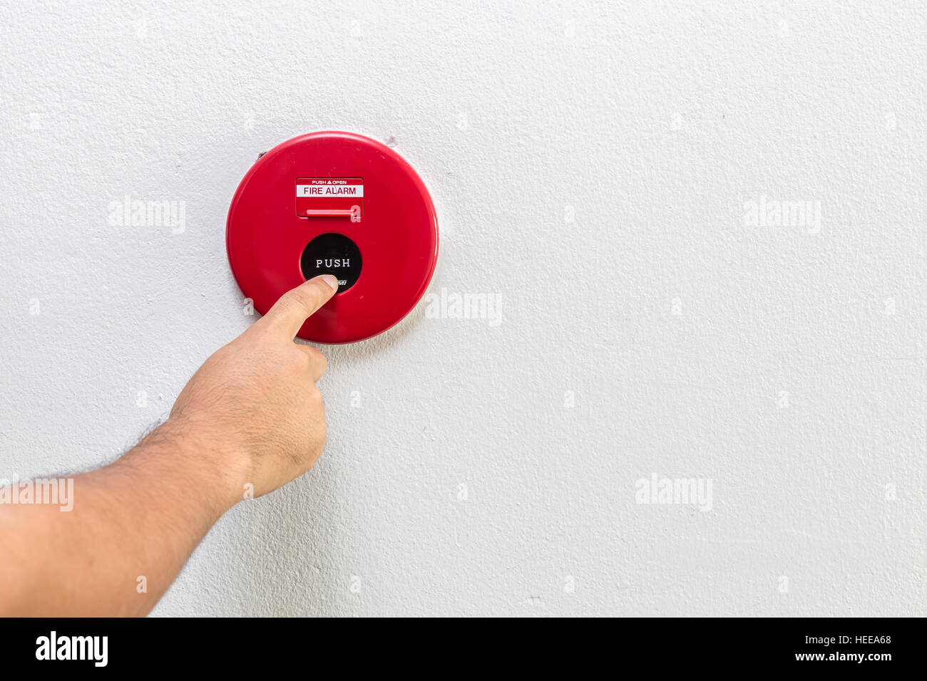 Hand fire alarm switch hi-res stock photography and images - Alamy
