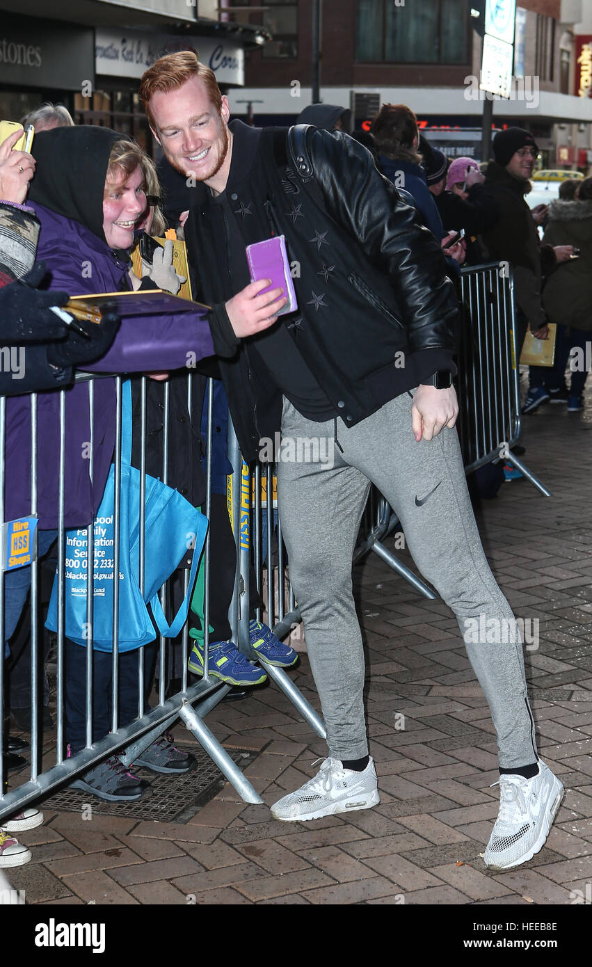 Strictly Come Dancing contestants arrive at Blackpool Tower ahead of ...
