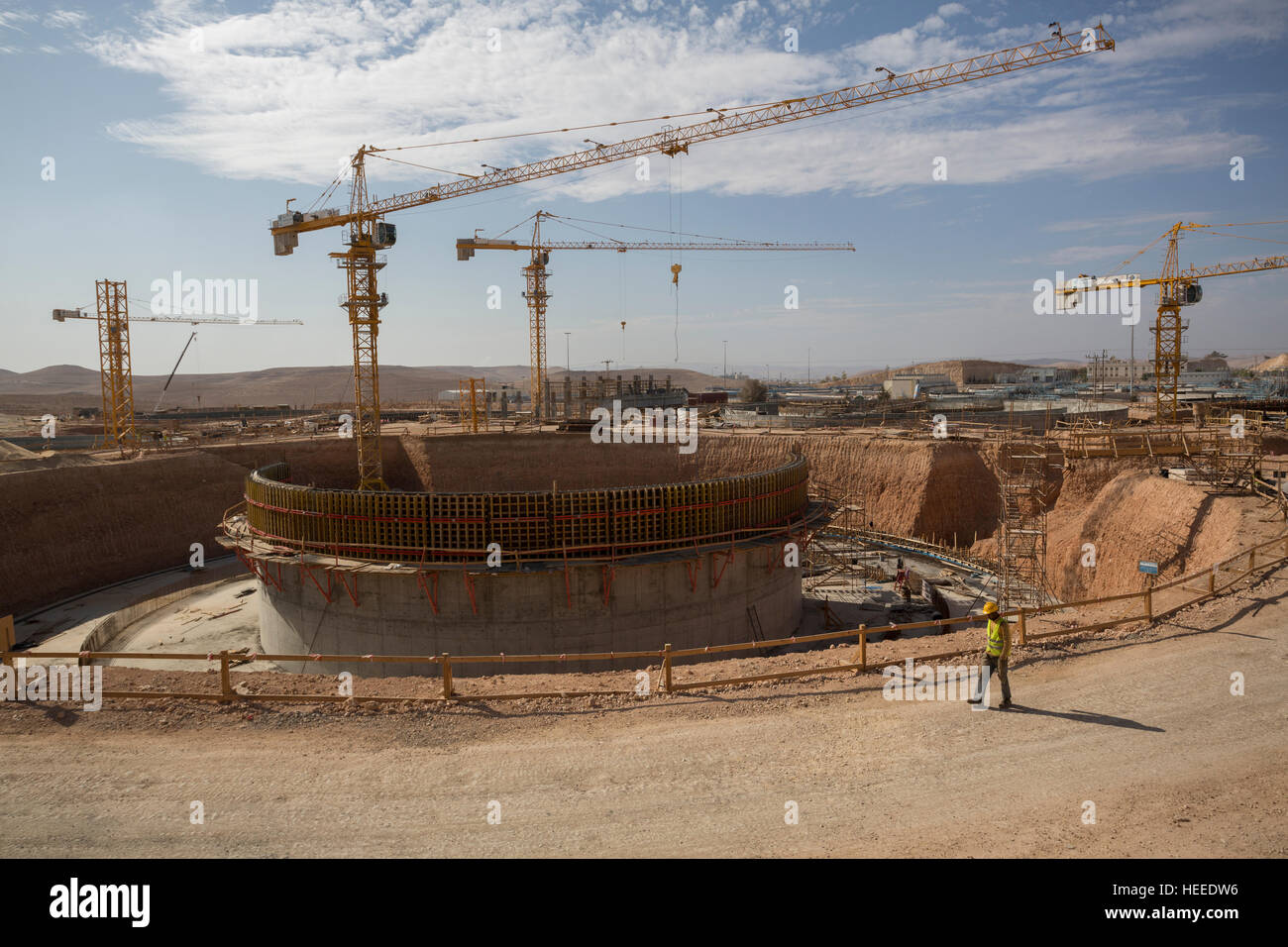 Construction of the As-Samra waste water treatment plant in Zarqa ...