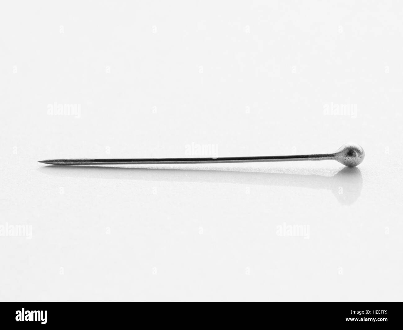 needles and pins Stock Photo - Alamy