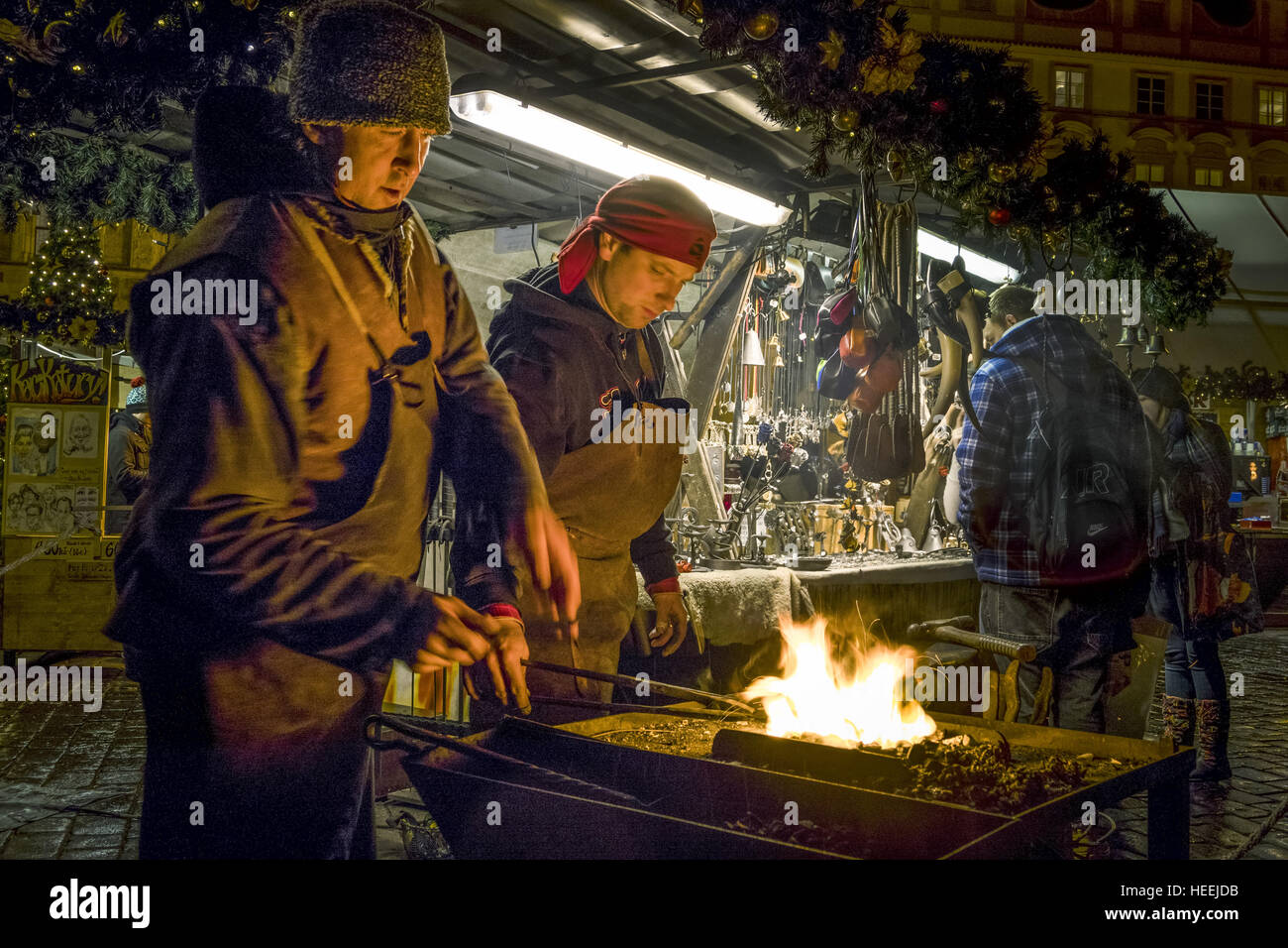 Blacksmith market hi-res stock photography and images - Alamy