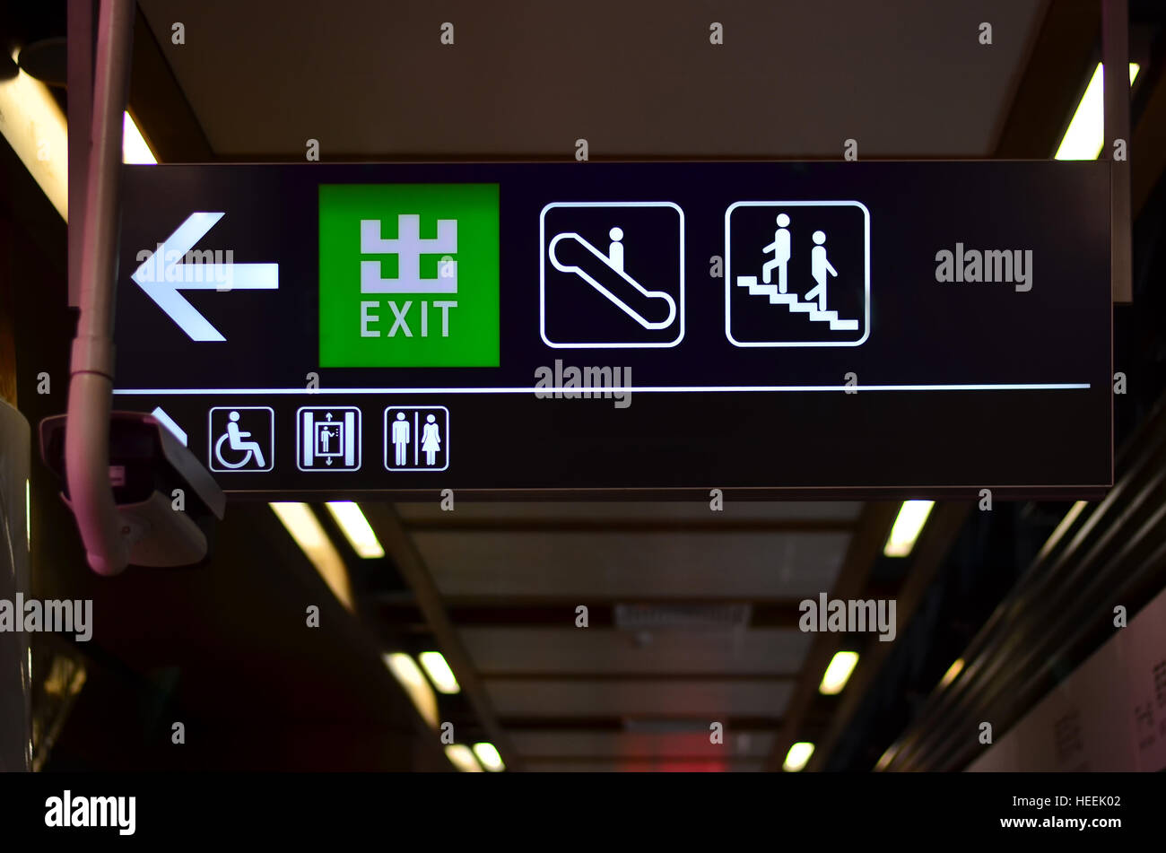 Chinese toilet sign hi-res stock photography and images - Alamy