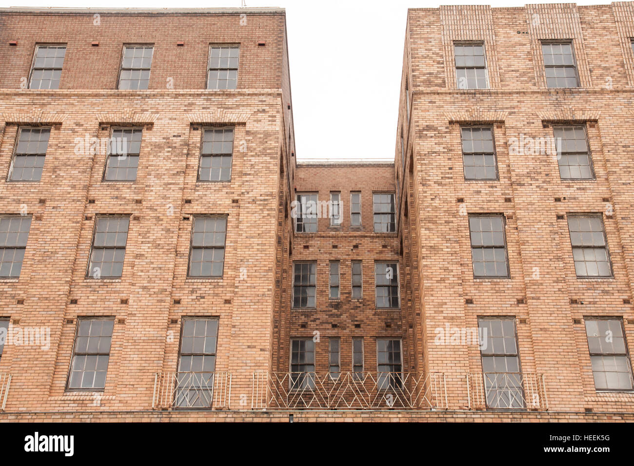 Old brick building Stock Photo - Alamy