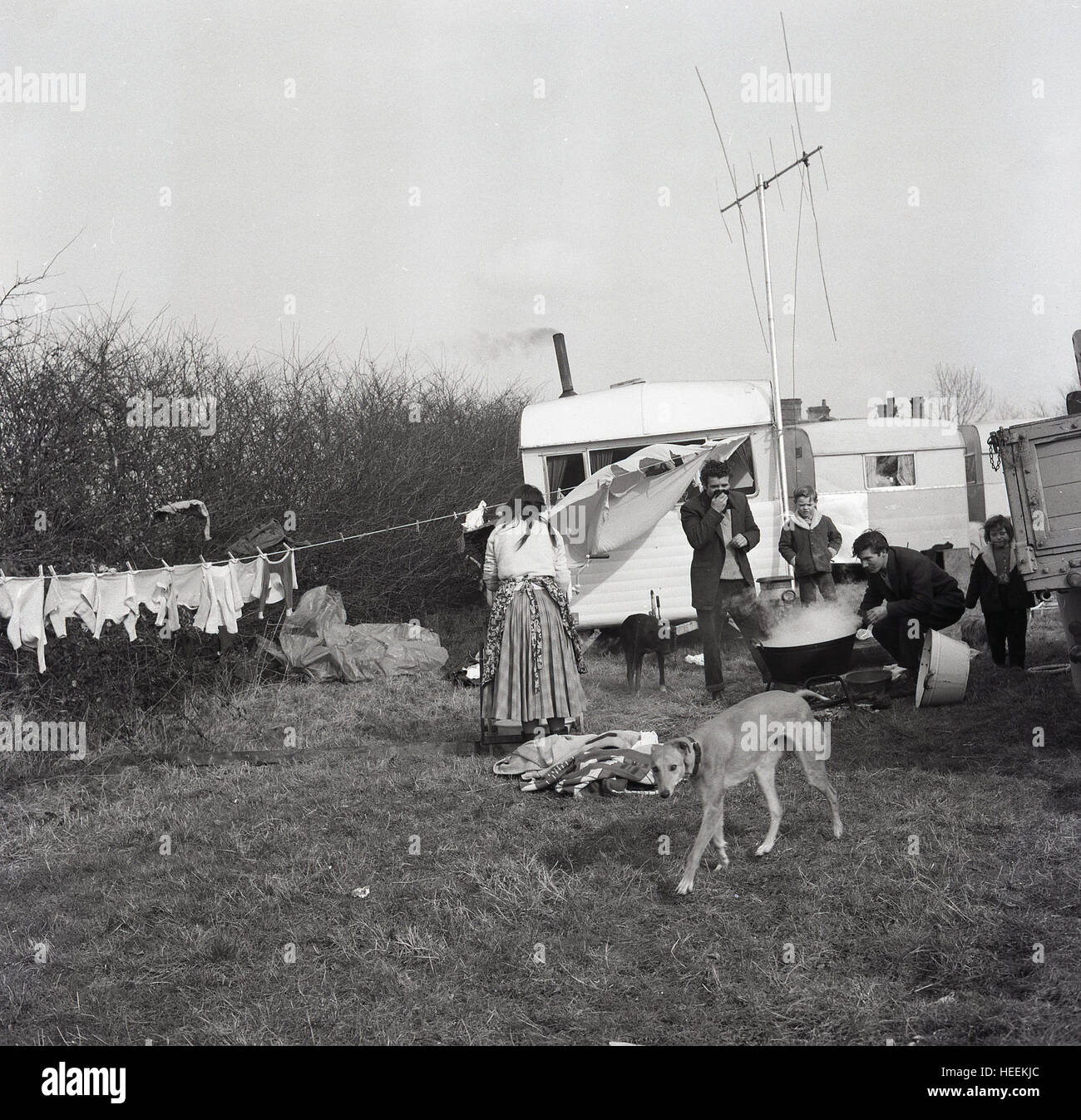 Romani gypsies caravan hi-res stock photography and images - Alamy