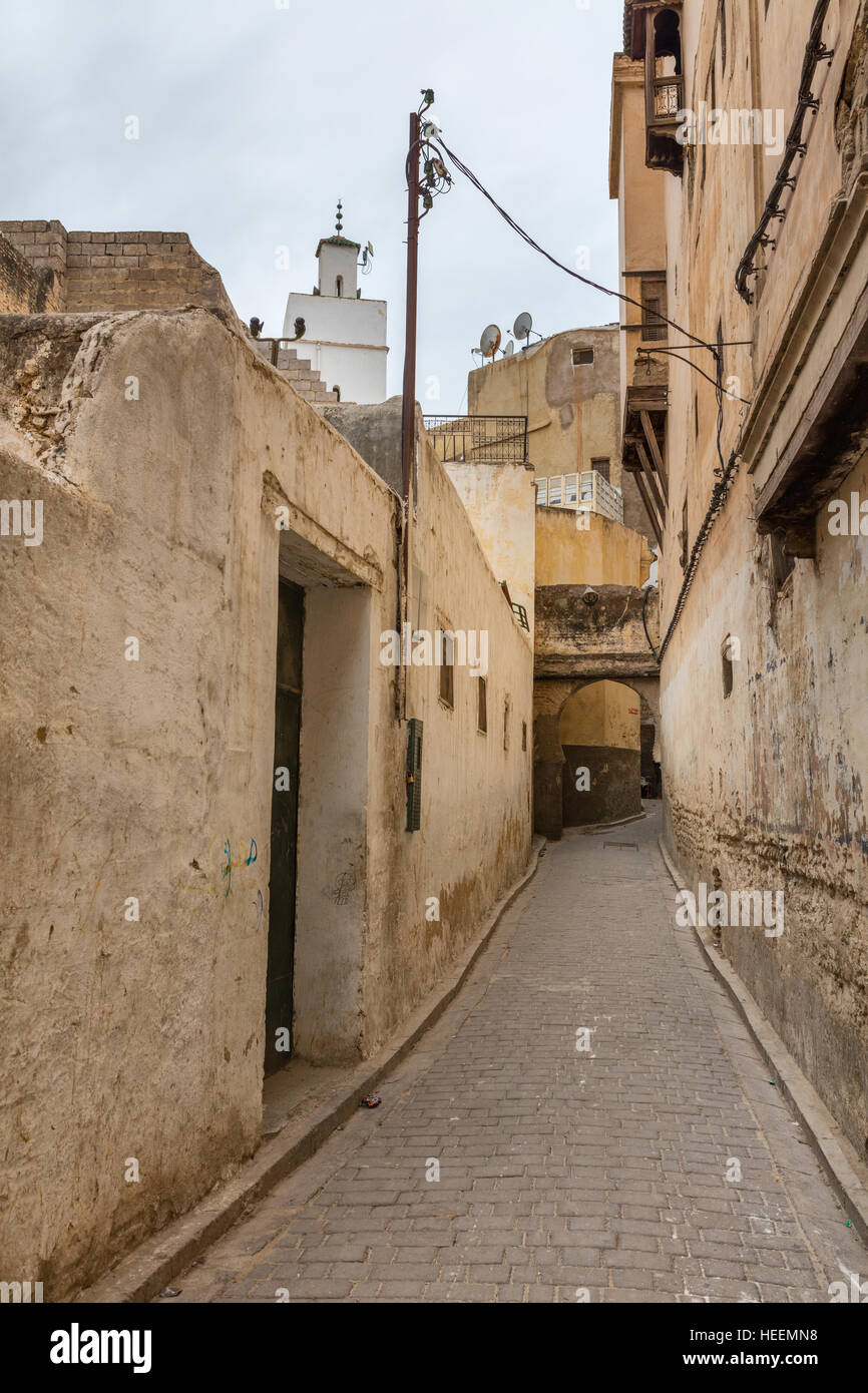 Fez morocco old medina street hi-res stock photography and images - Alamy