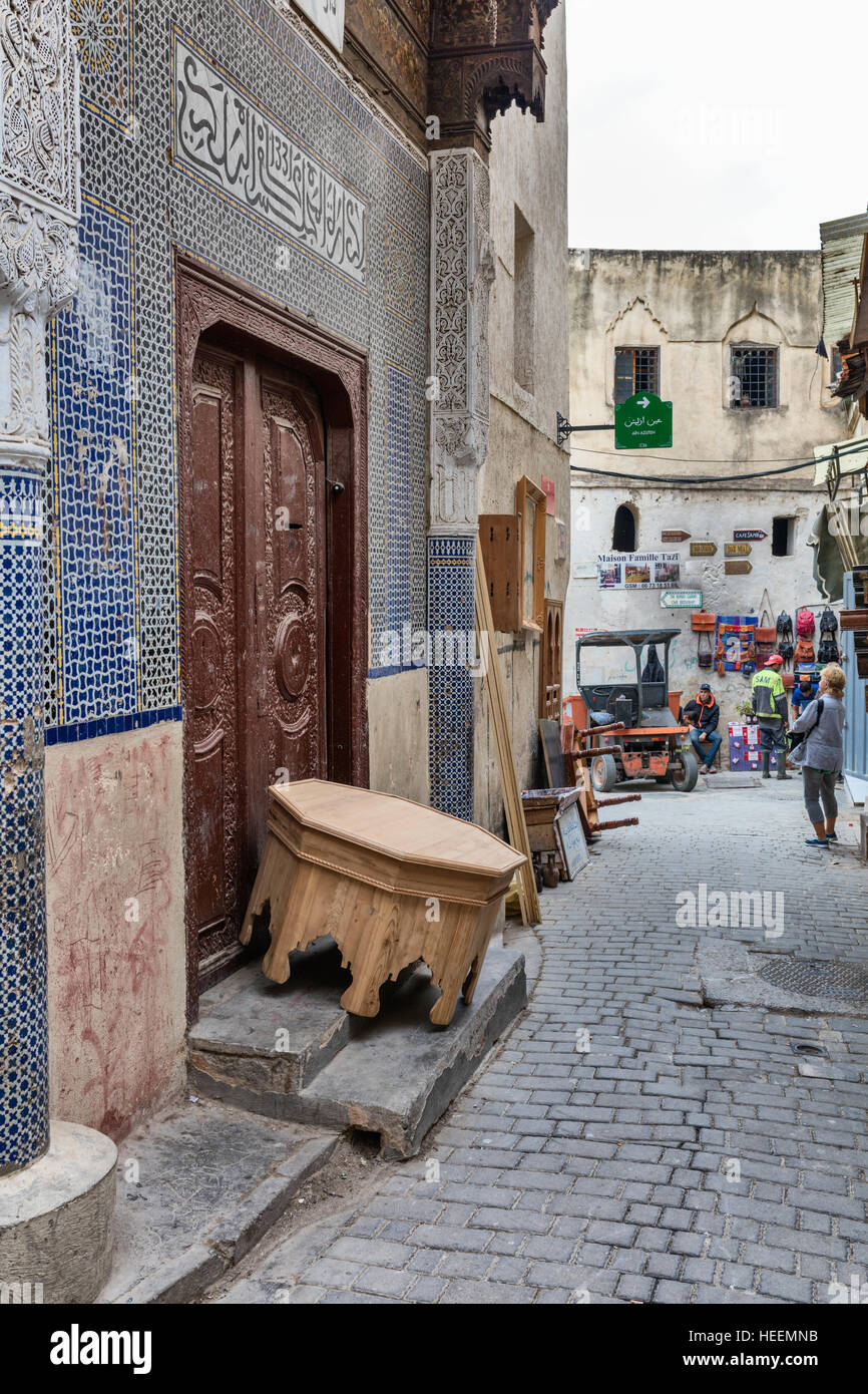 Fez morocco old medina street hi-res stock photography and images - Alamy