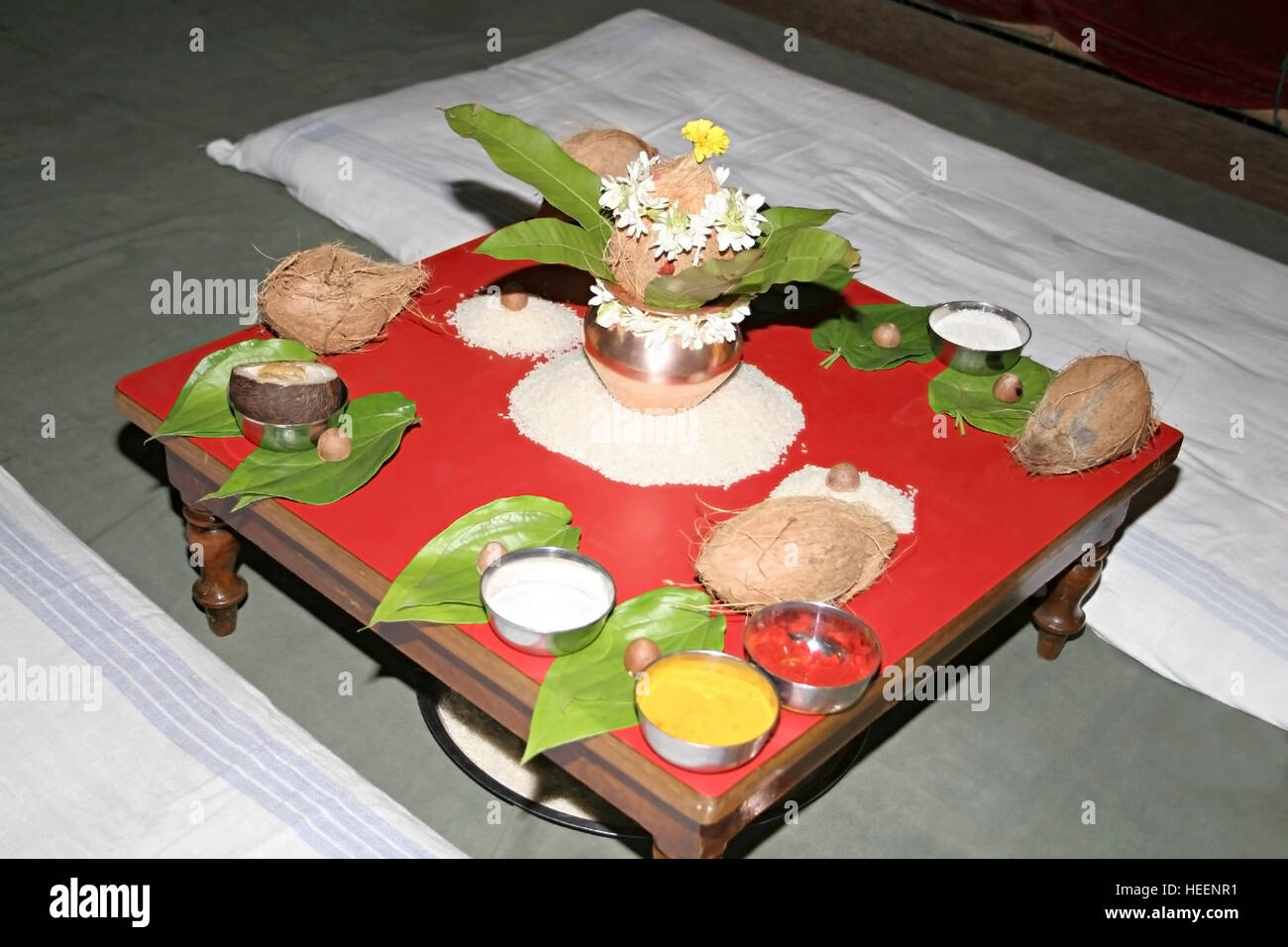 Pooja Colours High Resolution Stock Photography and Images - Alamy