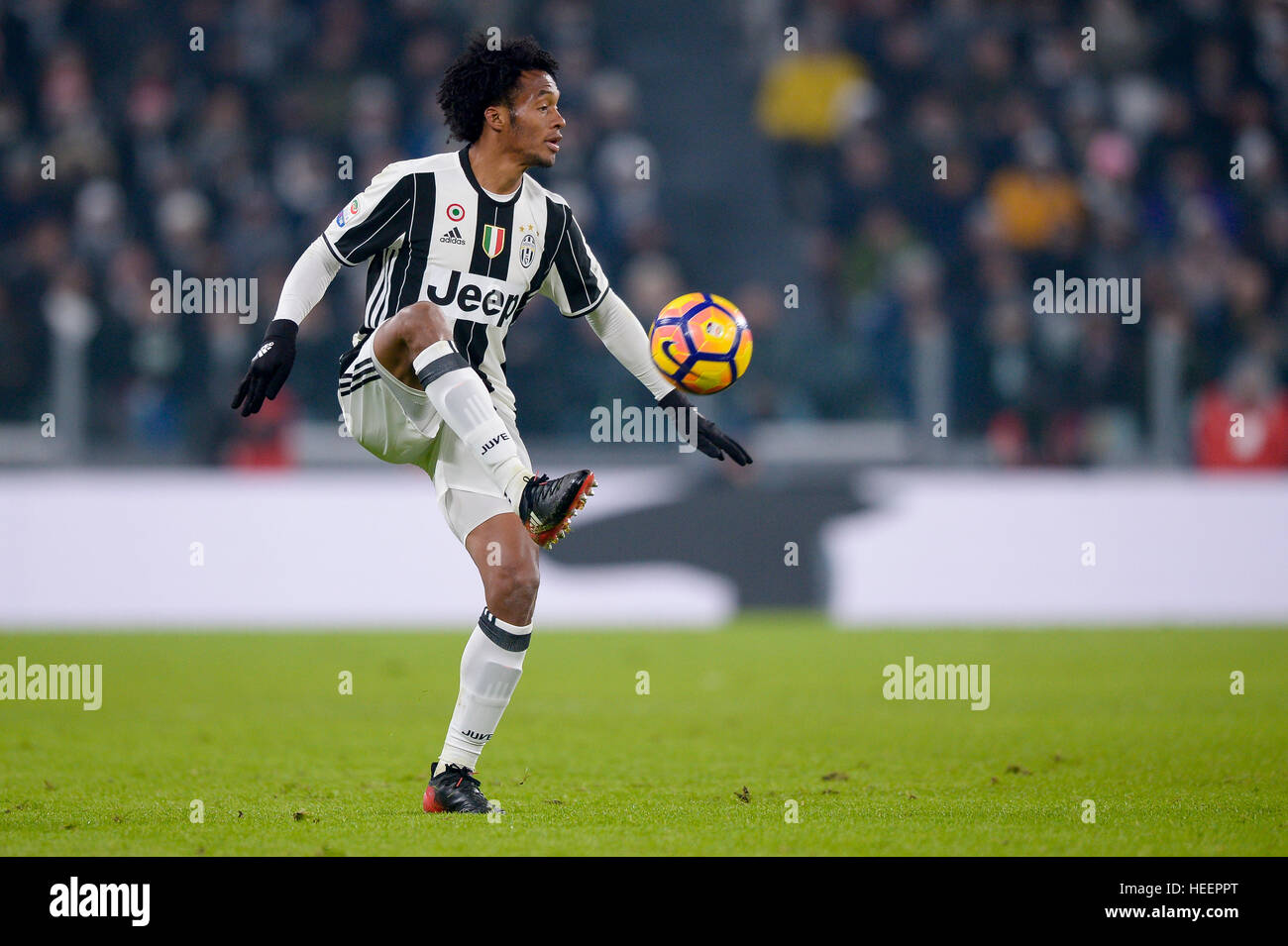 Cuadrado hi-res stock photography and images - Alamy