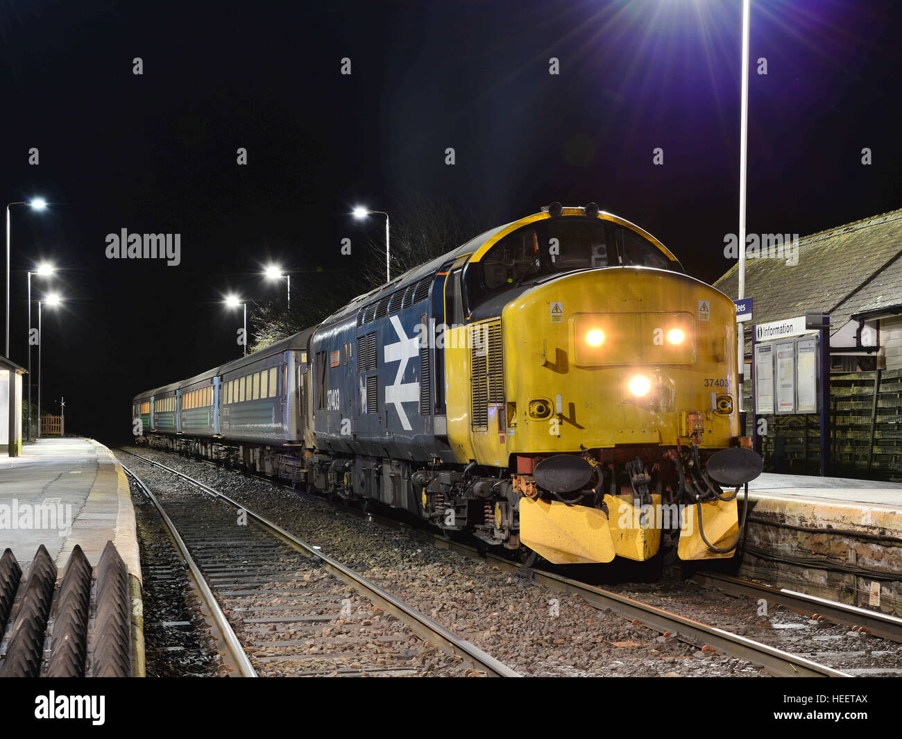 Cumbrian coast railway hi-res stock photography and images - Alamy