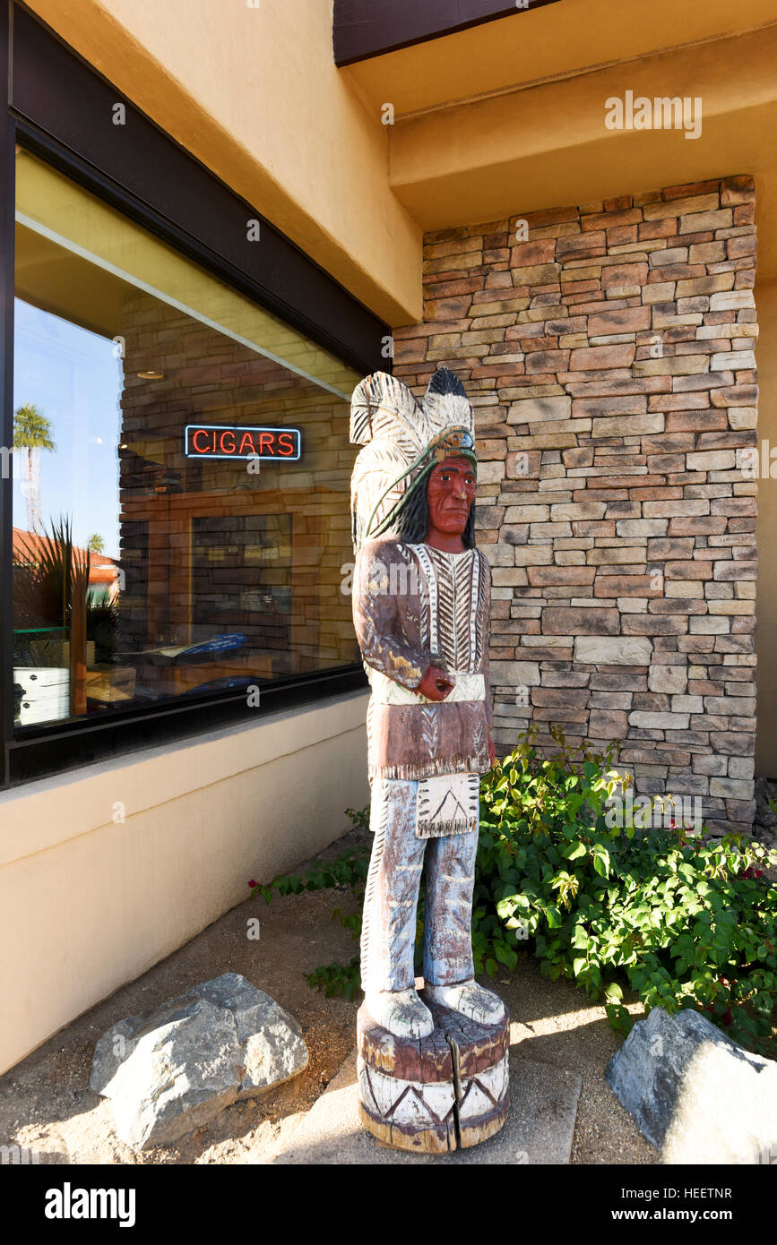 Palm Desert Tobacco store, Cigar Indian Stock Photo - Alamy