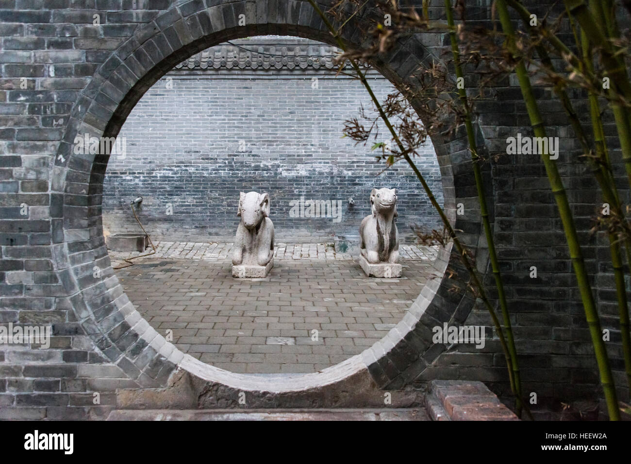Moon gate in Shanshan Assembly Hall, Liaocheng, Shandong Province ...