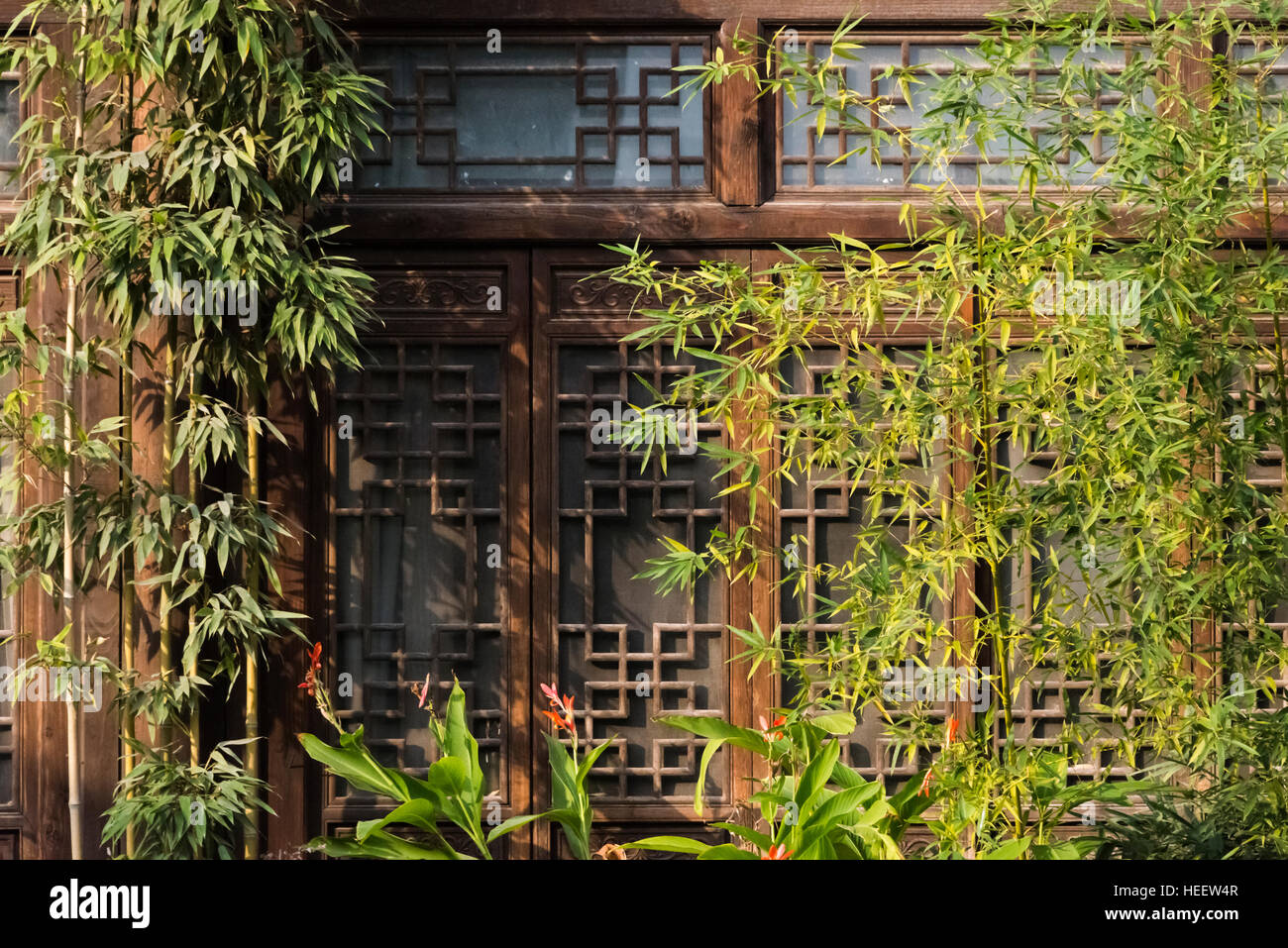 Bamboo house building hi-res stock photography and images - Alamy