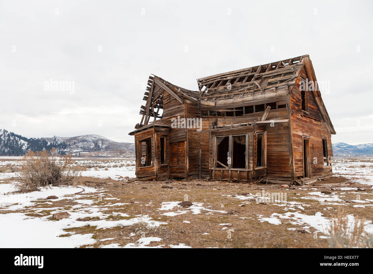 Old abandoned farm house in winter with snow Stock Photo - Alamy