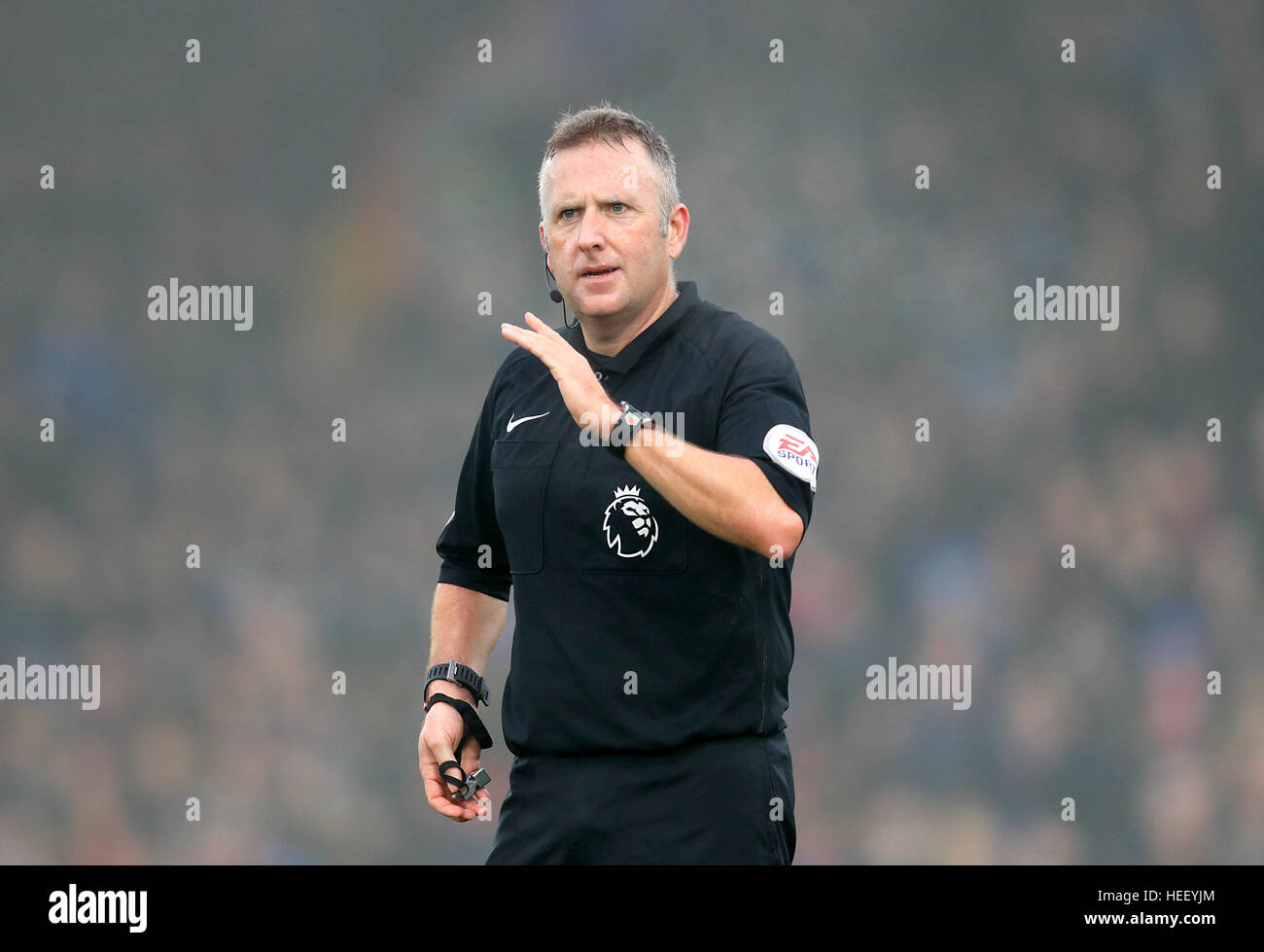 Referee Jon Moss Stock Photo - Alamy