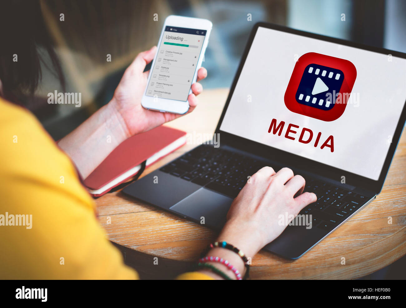 Video upload icon hi-res stock photography and images - Alamy