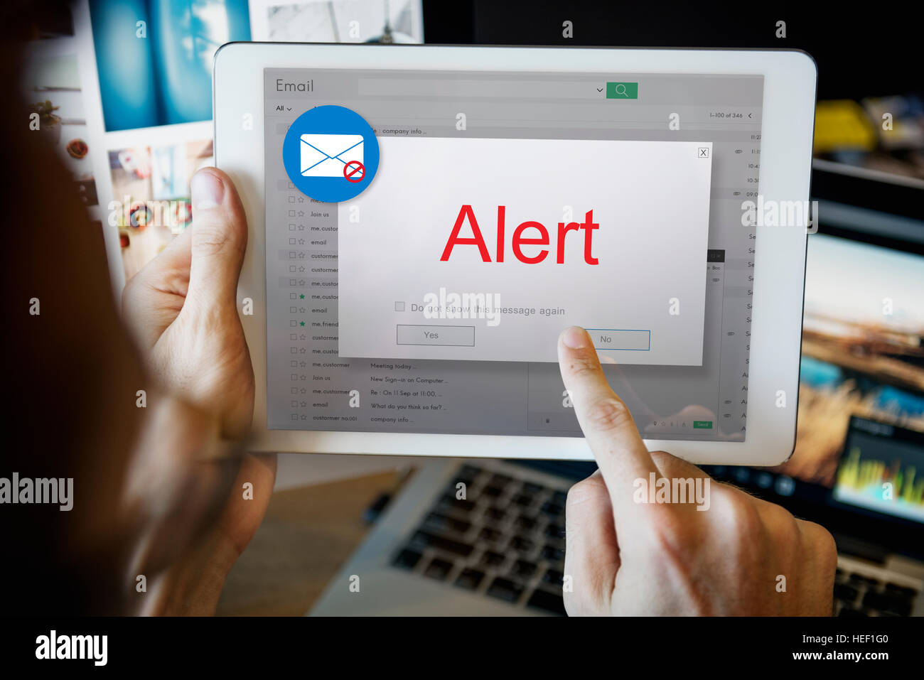 E-mail Popup Warning Window Concept Stock Photo - Alamy