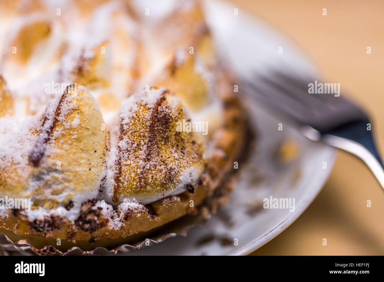 Cake calorie restaurant hi-res stock photography and images - Alamy