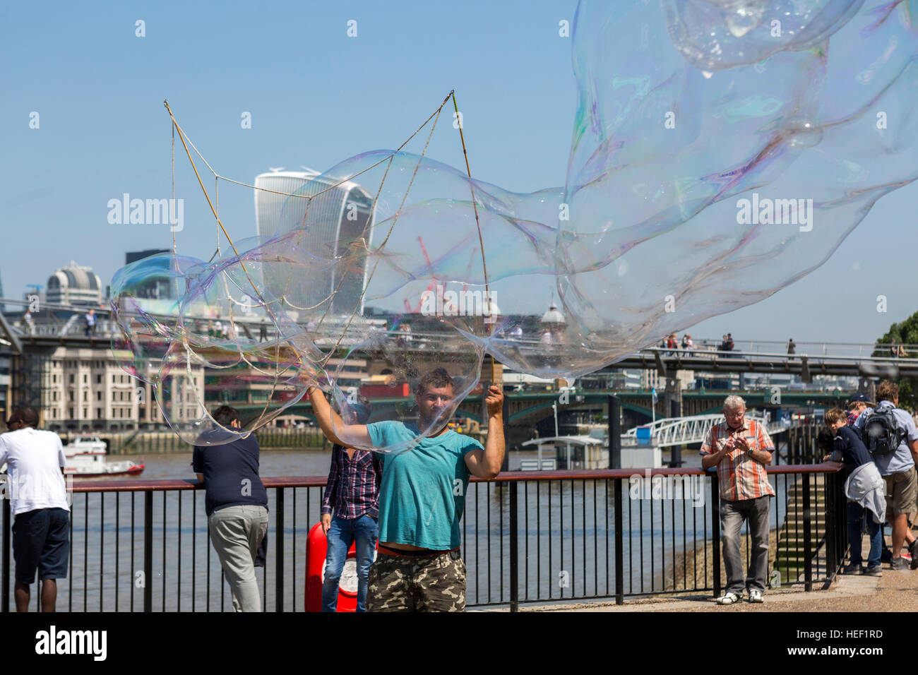 Busking act hi-res stock photography and images - Alamy
