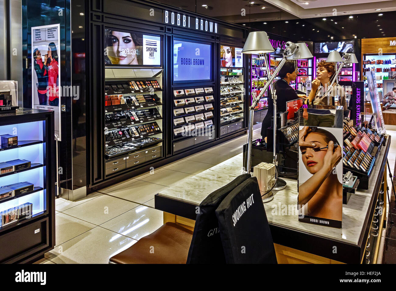 Duty free outlets hi-res stock photography and images - Alamy