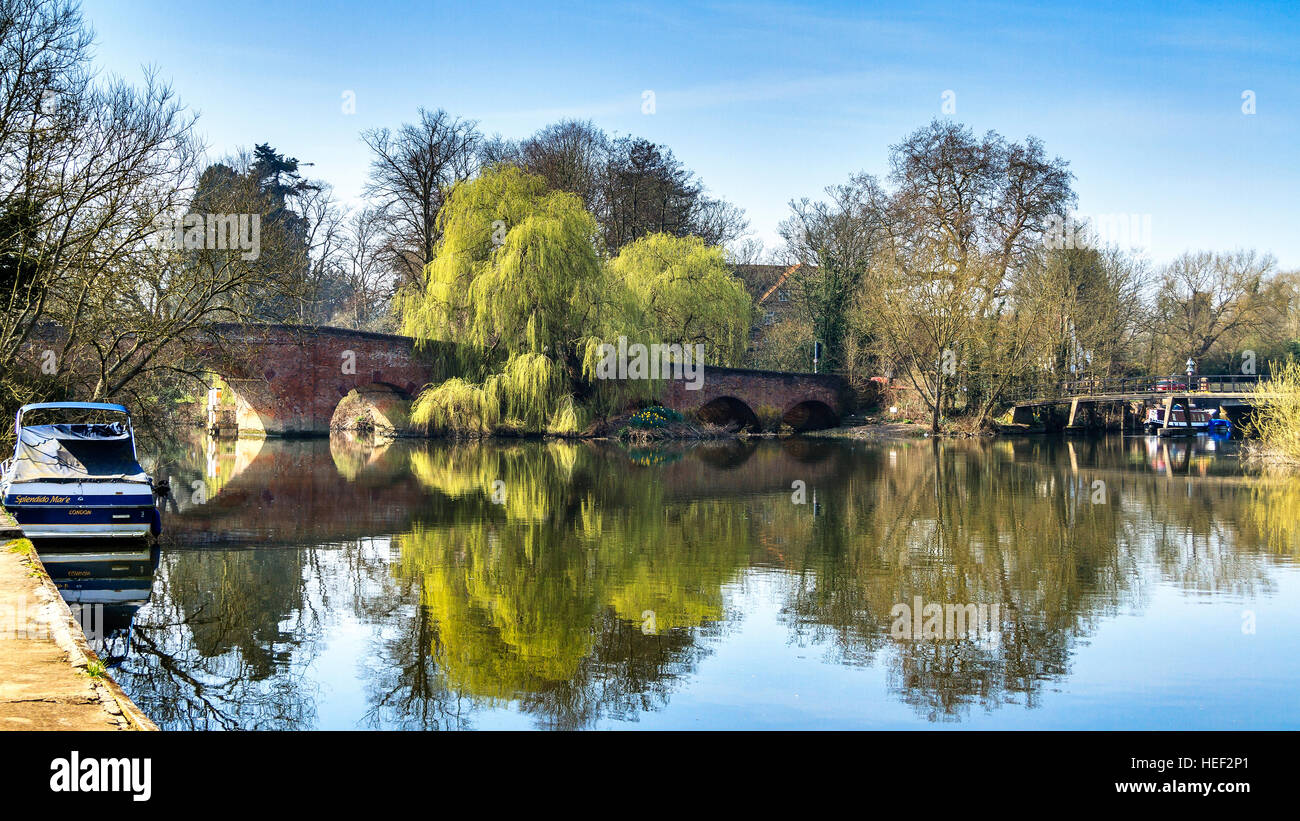 Sonning on thames hi-res stock photography and images - Alamy