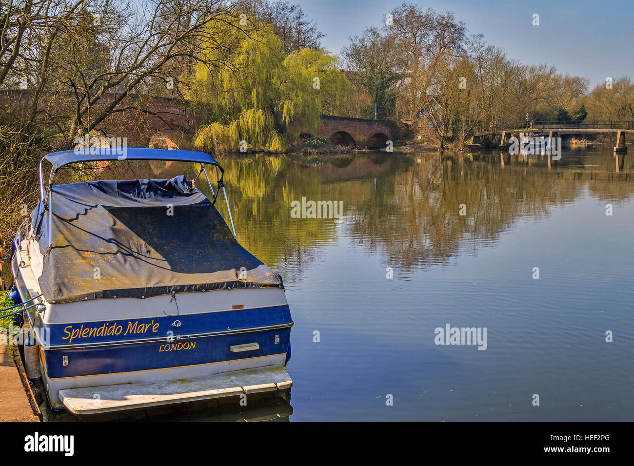 Sonning on thames hi-res stock photography and images - Alamy