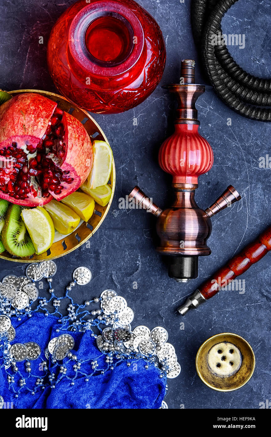Arabic smoking pipe hi-res stock photography and images - Alamy
