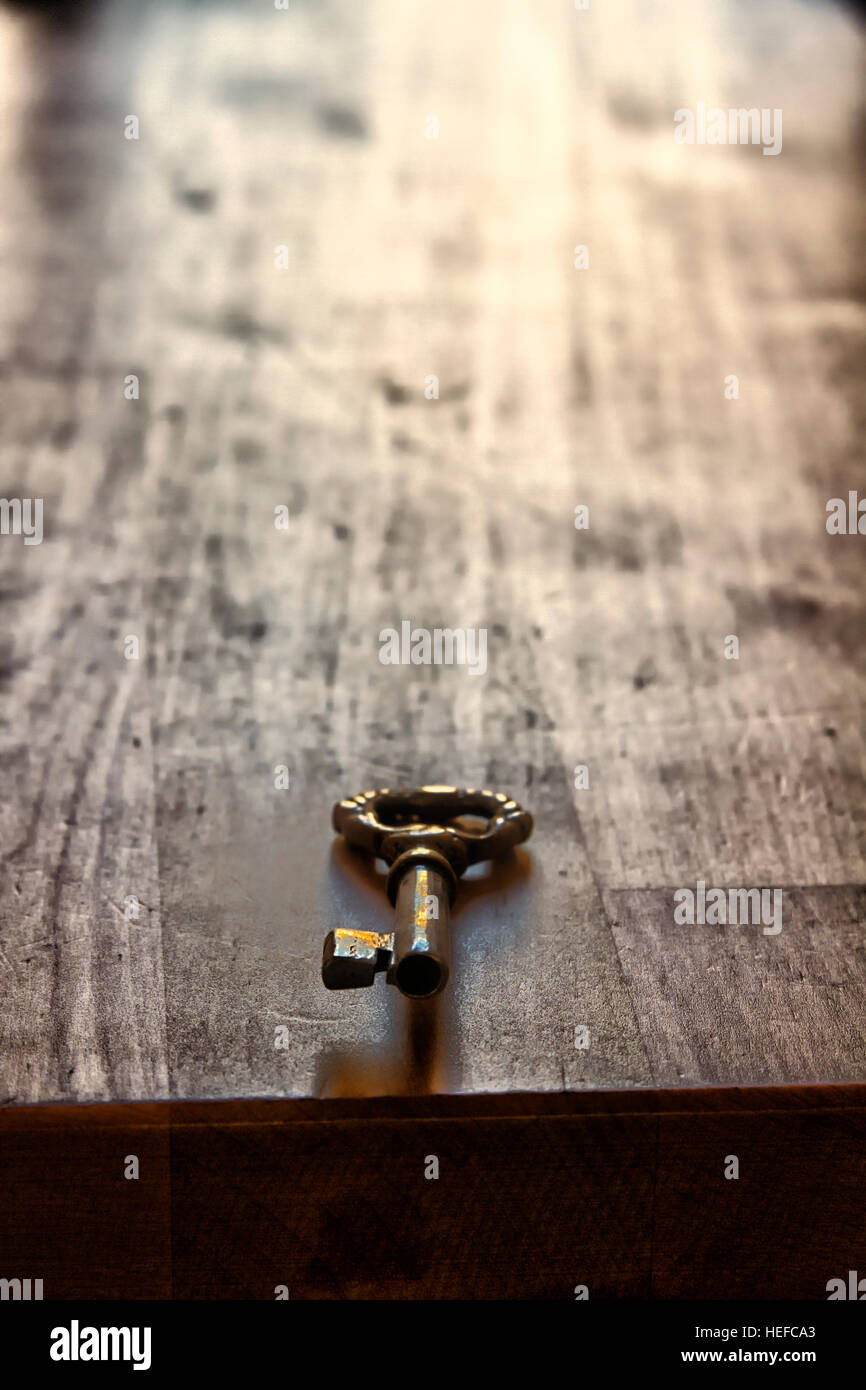 Victorian table antique hi-res stock photography and images - Alamy
