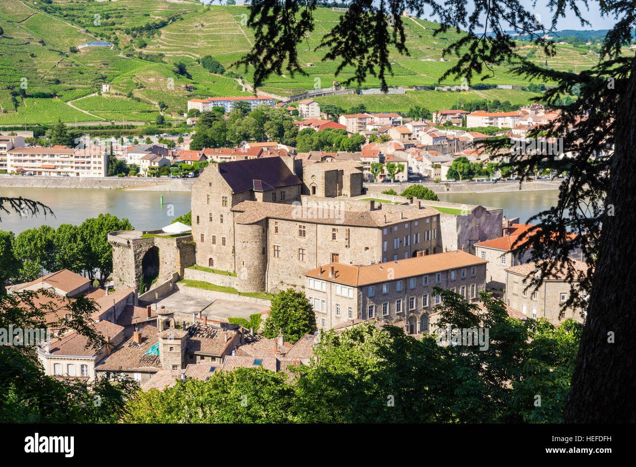 Tournon sur rhone france hi-res stock photography and images - Alamy
