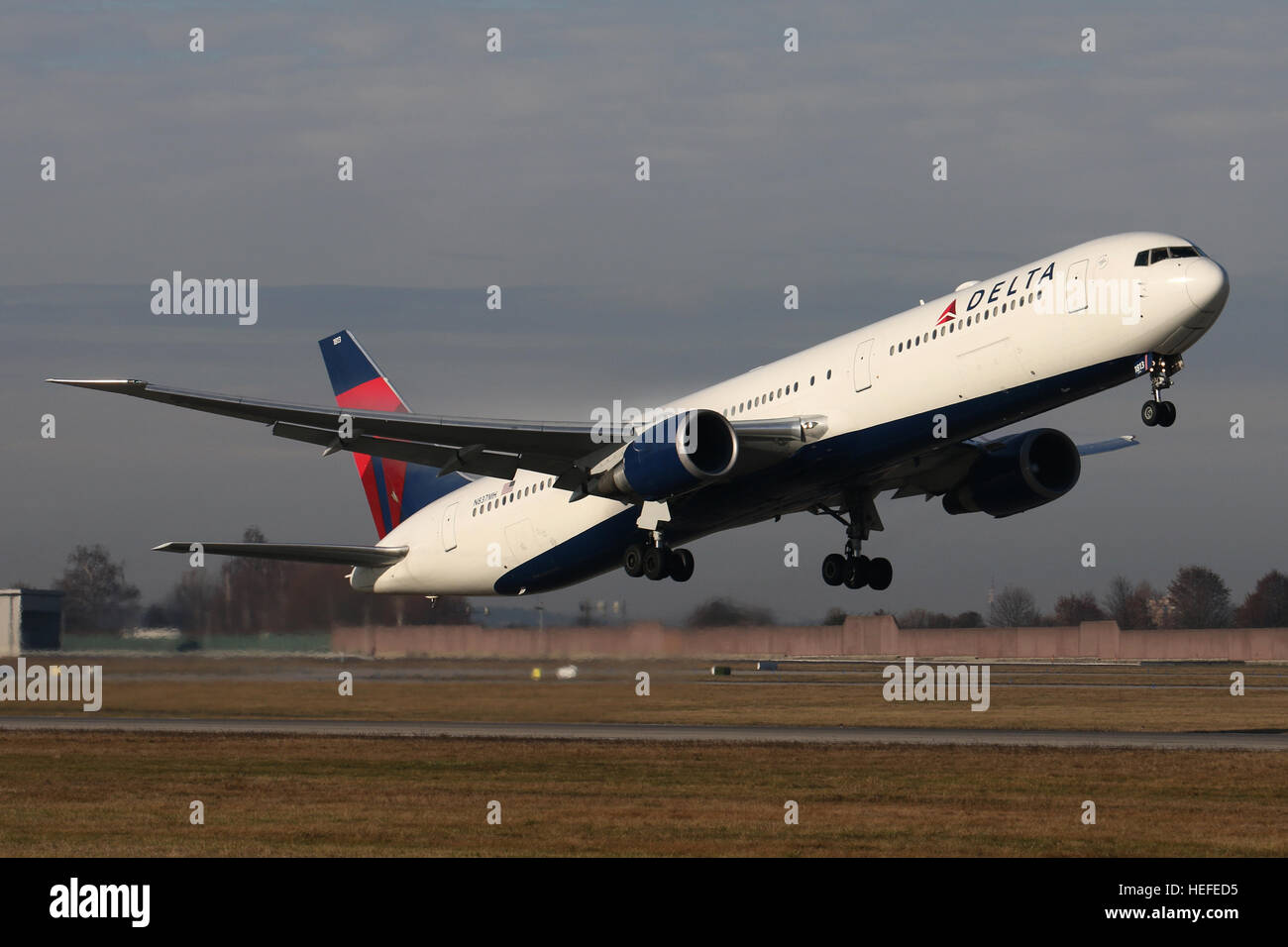 Stuttgart, Germany – December 13, 2016: Delta Airlines, Boeing 767-400 ...