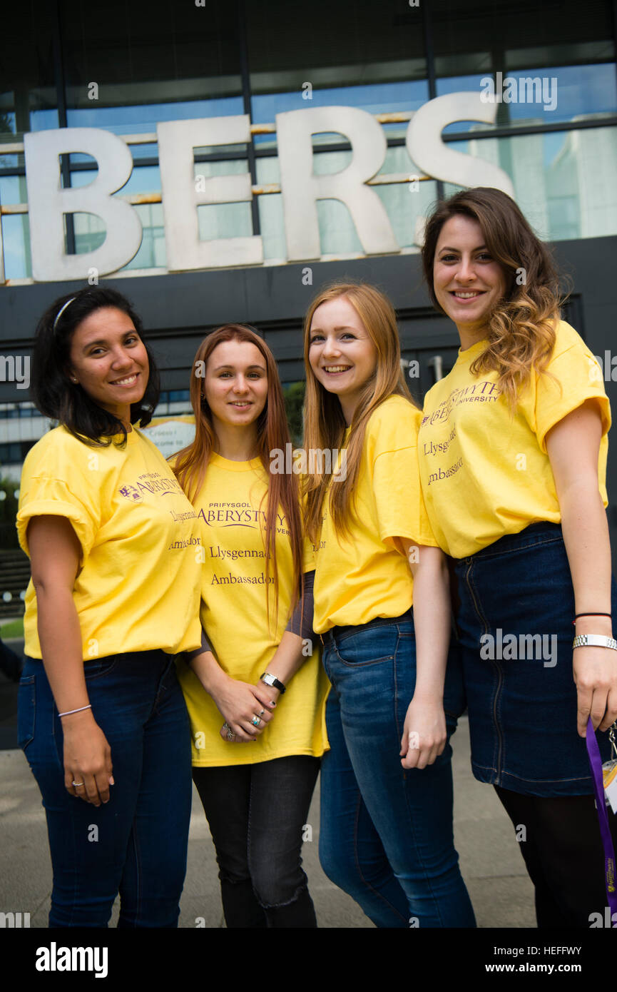 University Eduction in the UK: Four young women Student Ambassadors ...