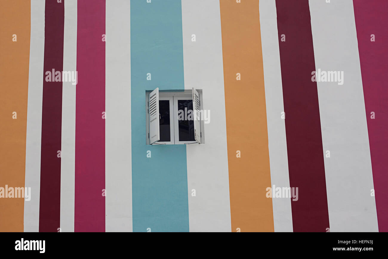 Multiple colours house hi-res stock photography and images - Alamy