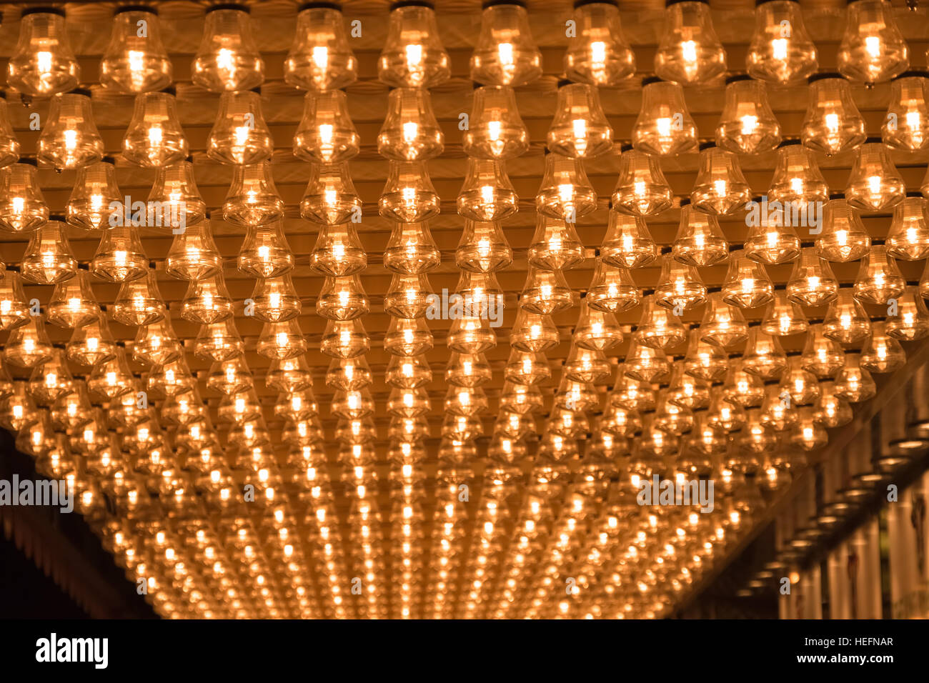 Row of ceiling lights hi-res stock photography and images - Alamy
